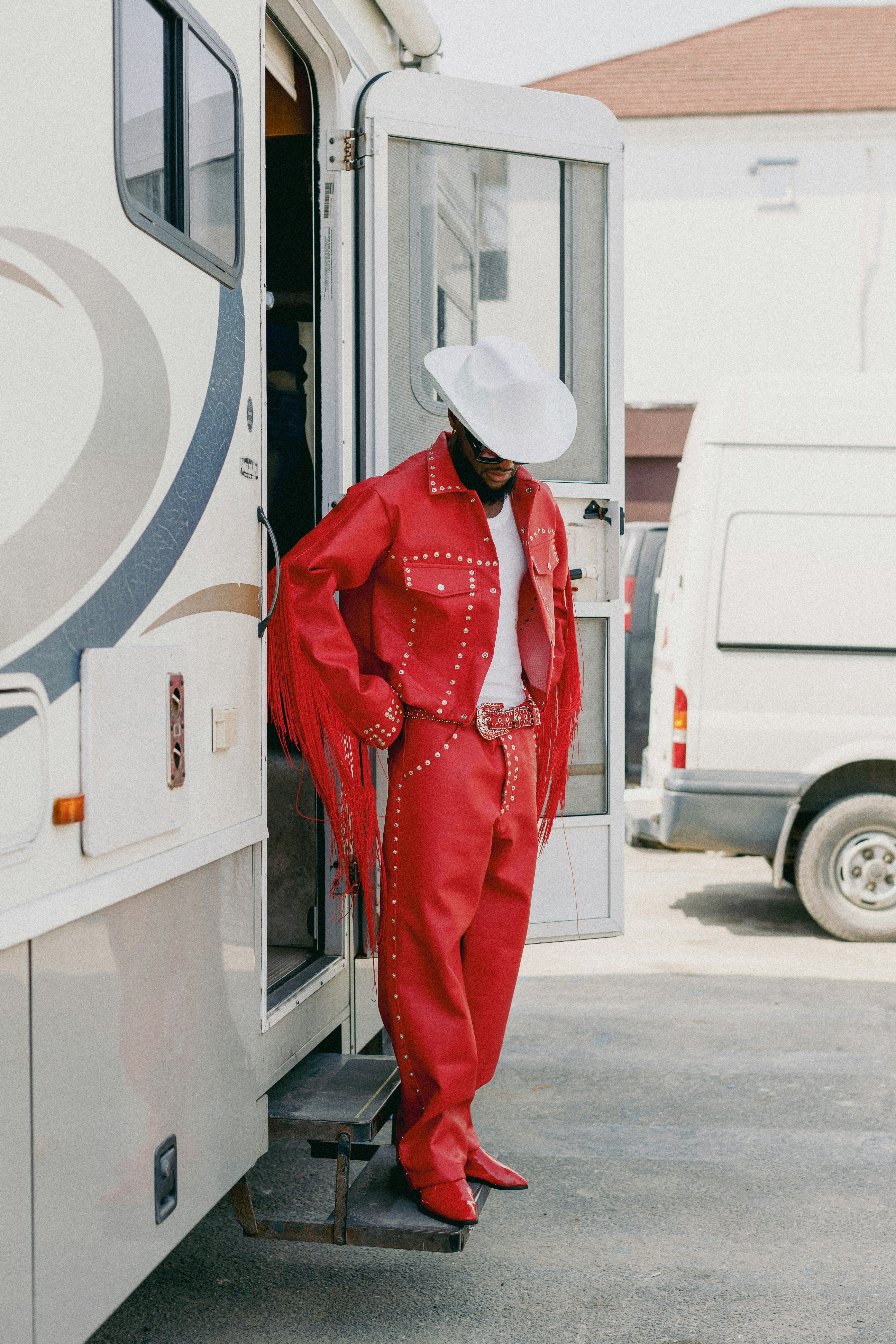 Photo by Ben Iwara with Canon EOS R