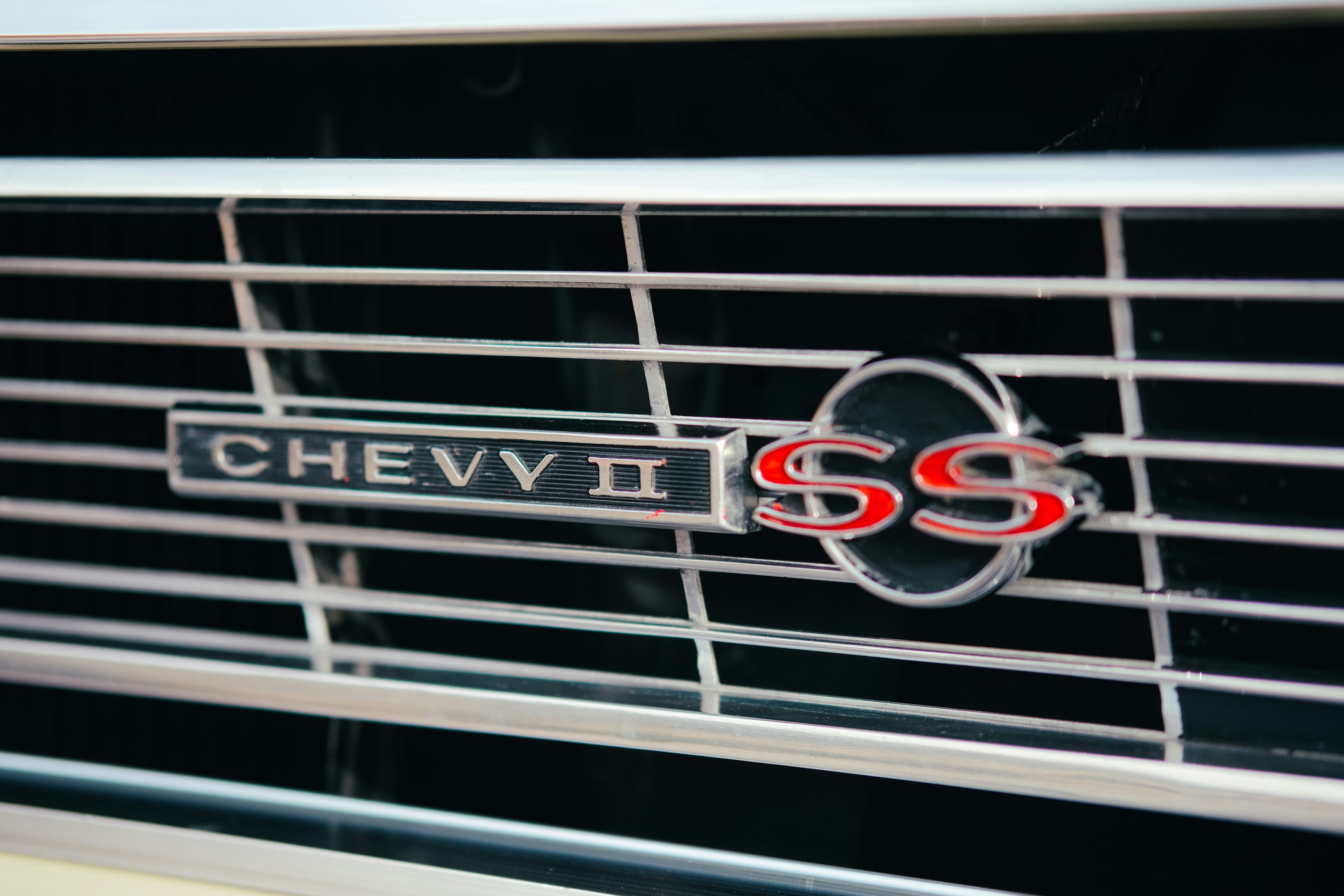 Chrome Grille Echo: Chevys SS Emblem Framed by Horizontal Grills