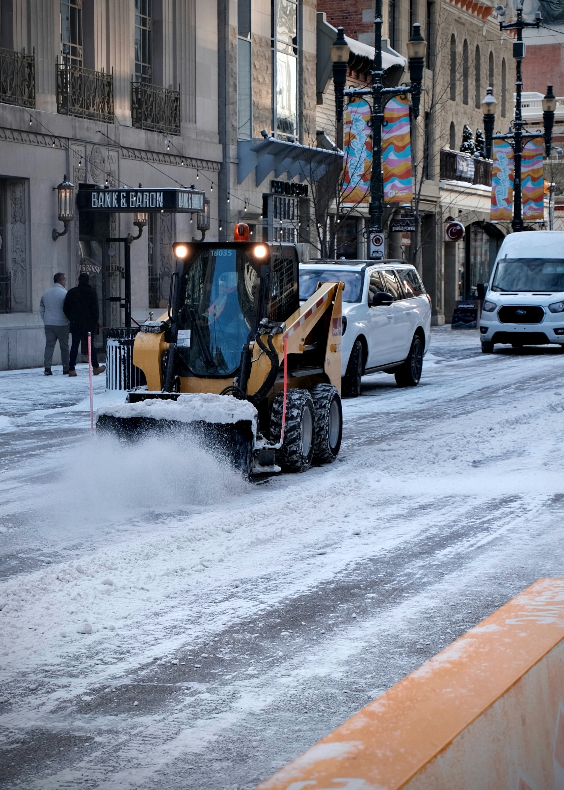 Snowbound City Loader: A Small Frontier of Street Snow