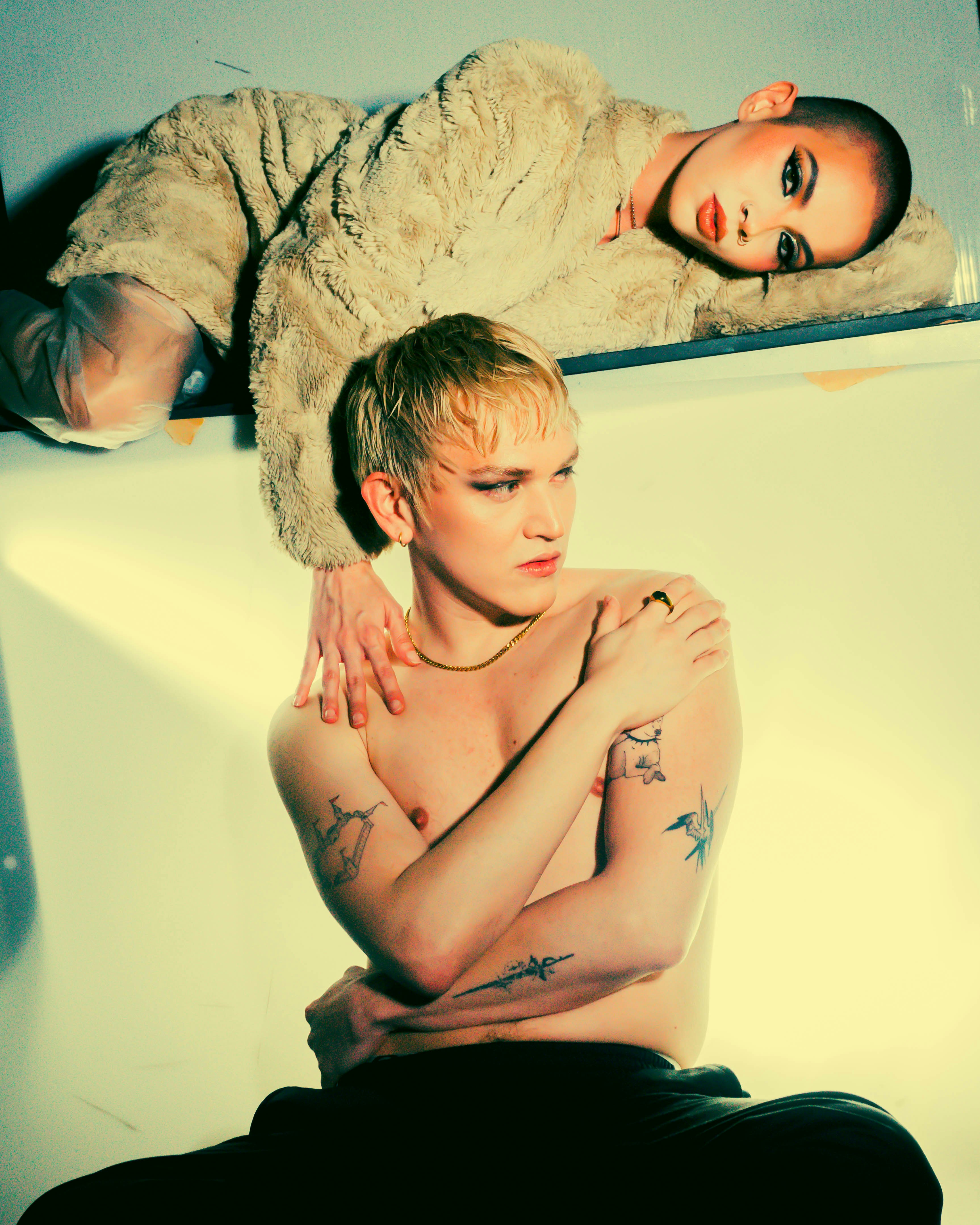 Two Worlds of Silence: A Submerged Portrait duet