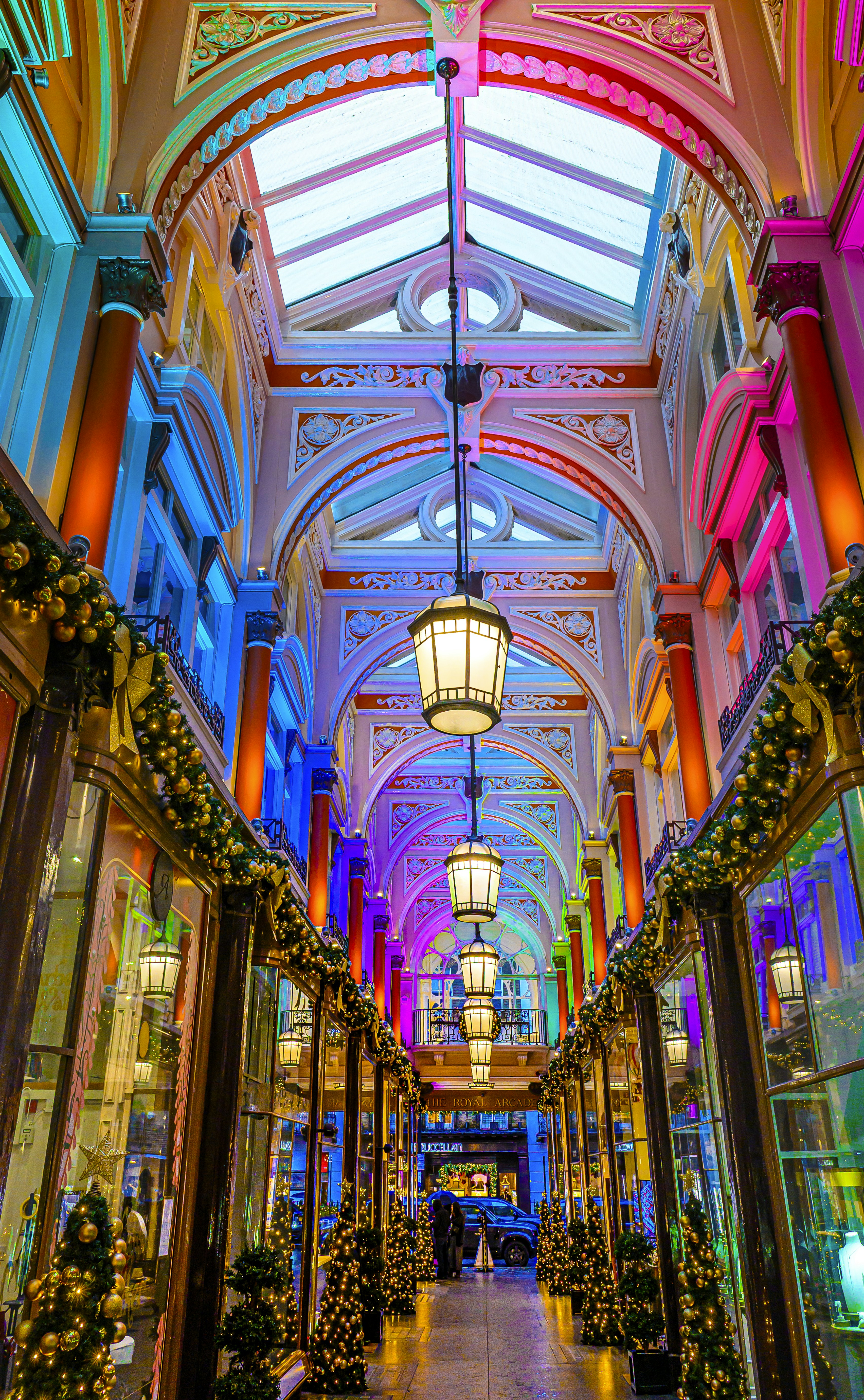 Chromatic Arcade: A Neon-Crowned Gallery