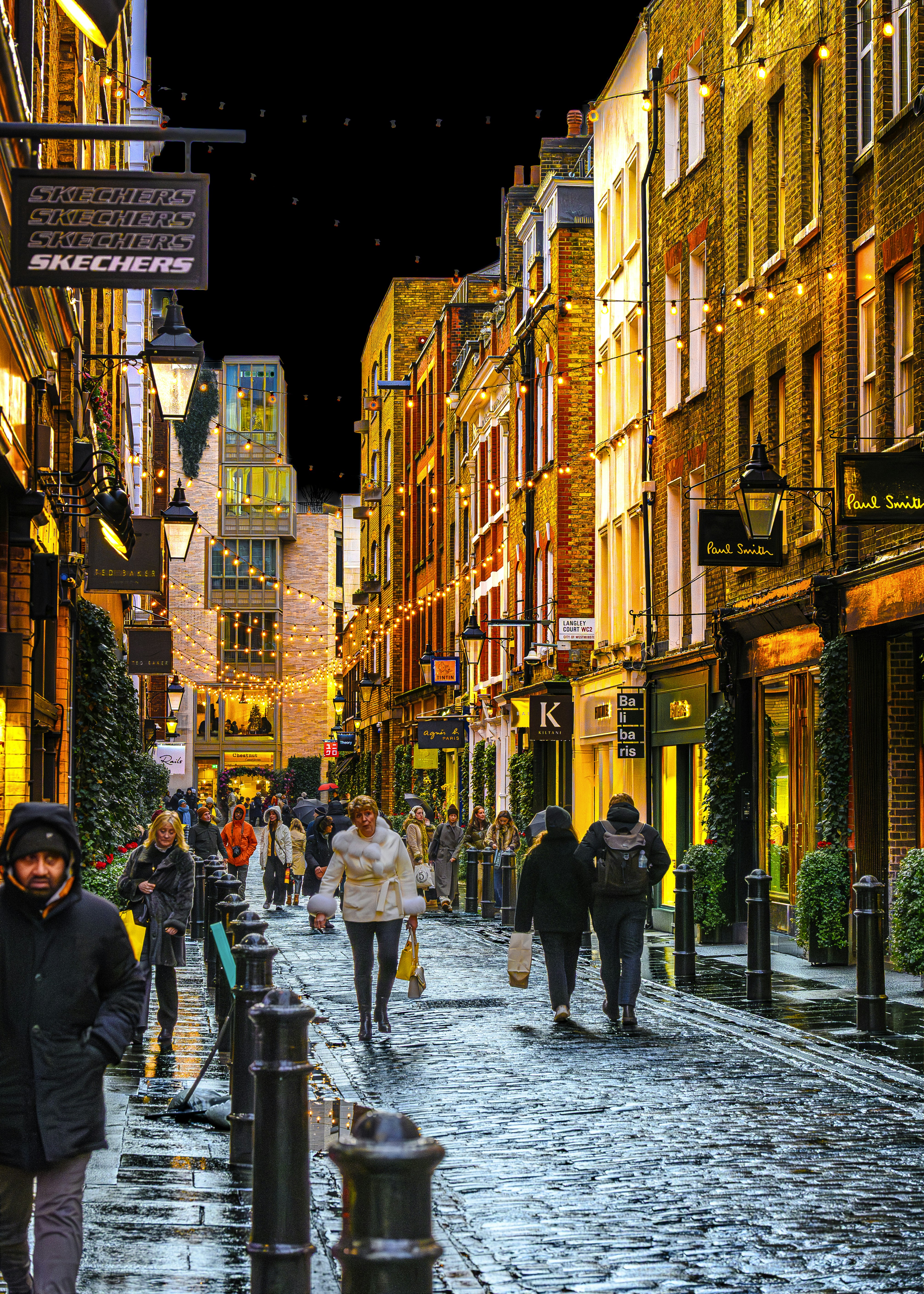 Golden Night Between Cobblestones: A Lively Londonish Street
