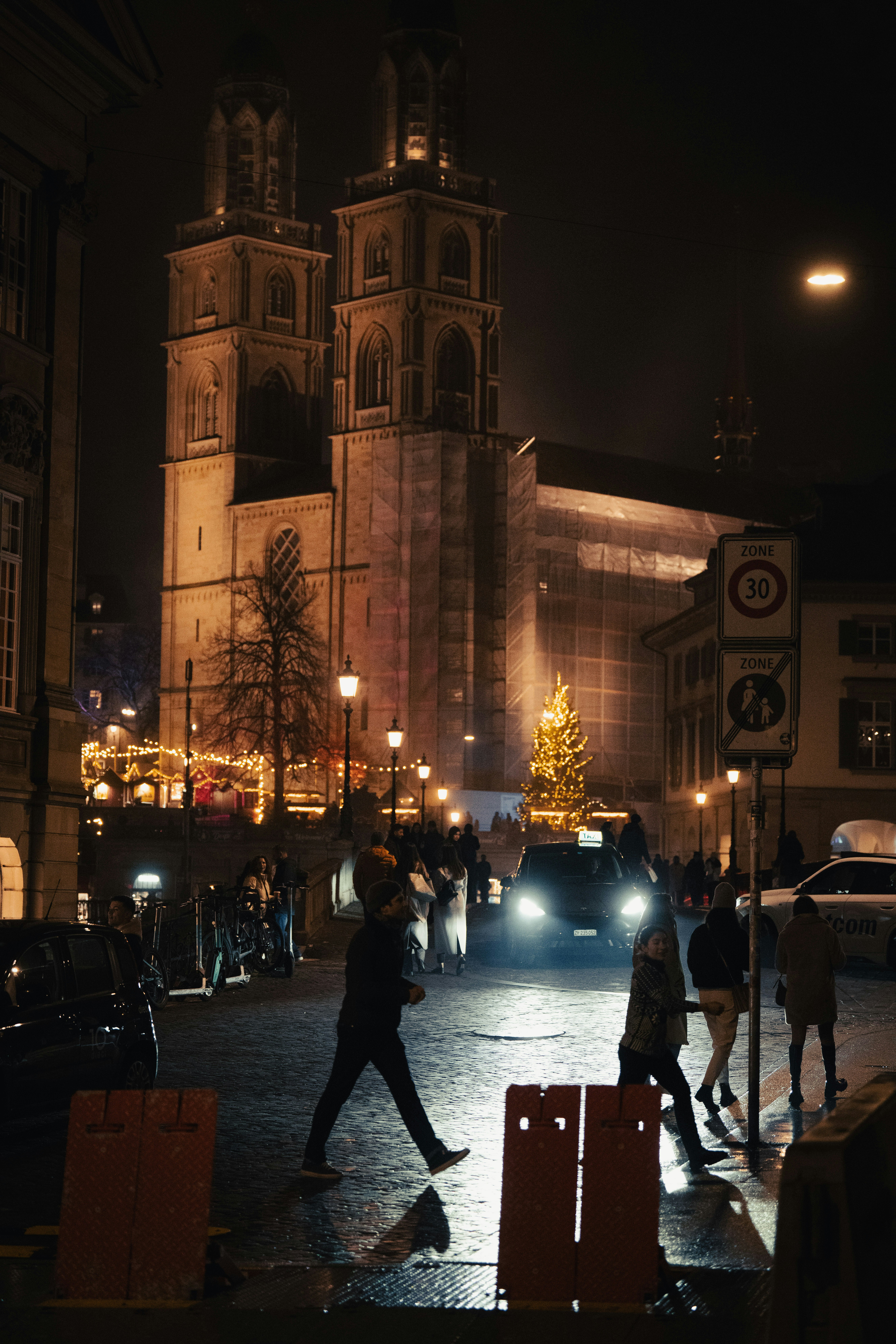 Photo by Sergio Zhukov with Sony Alpha 7R II