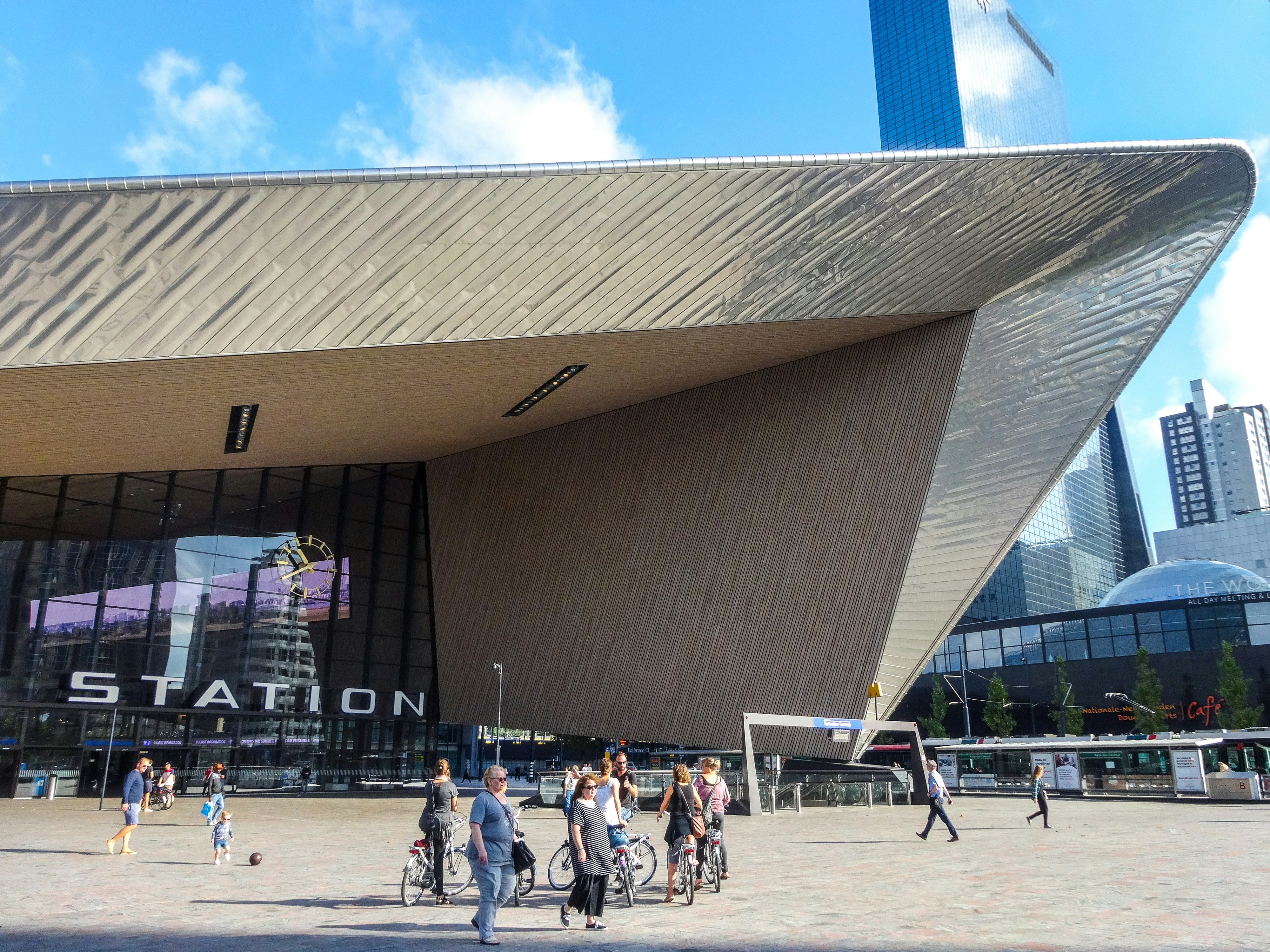 Angular Campus: The Big Wing of the City Station