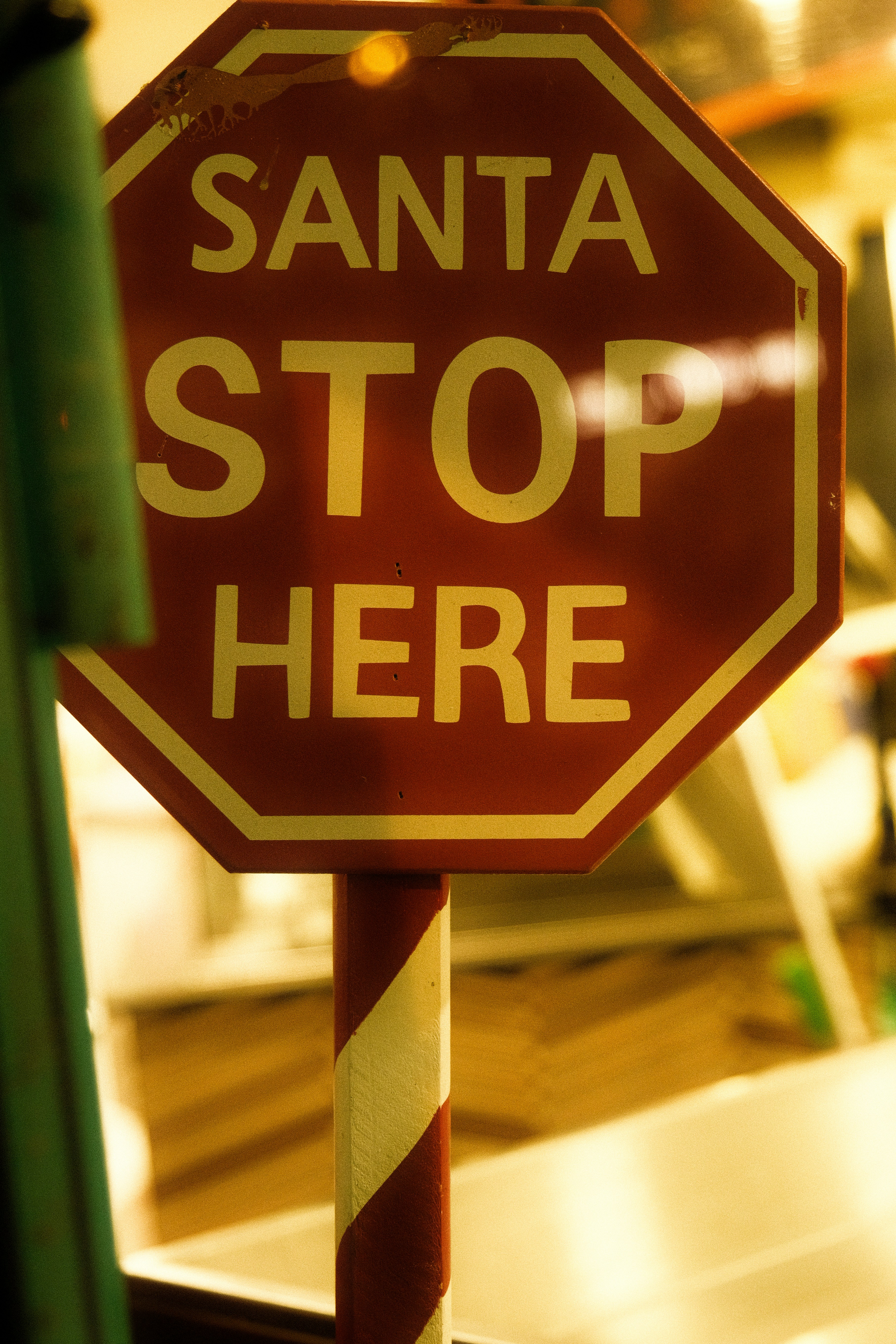 Stop Sign Echoes Holiday Workshop