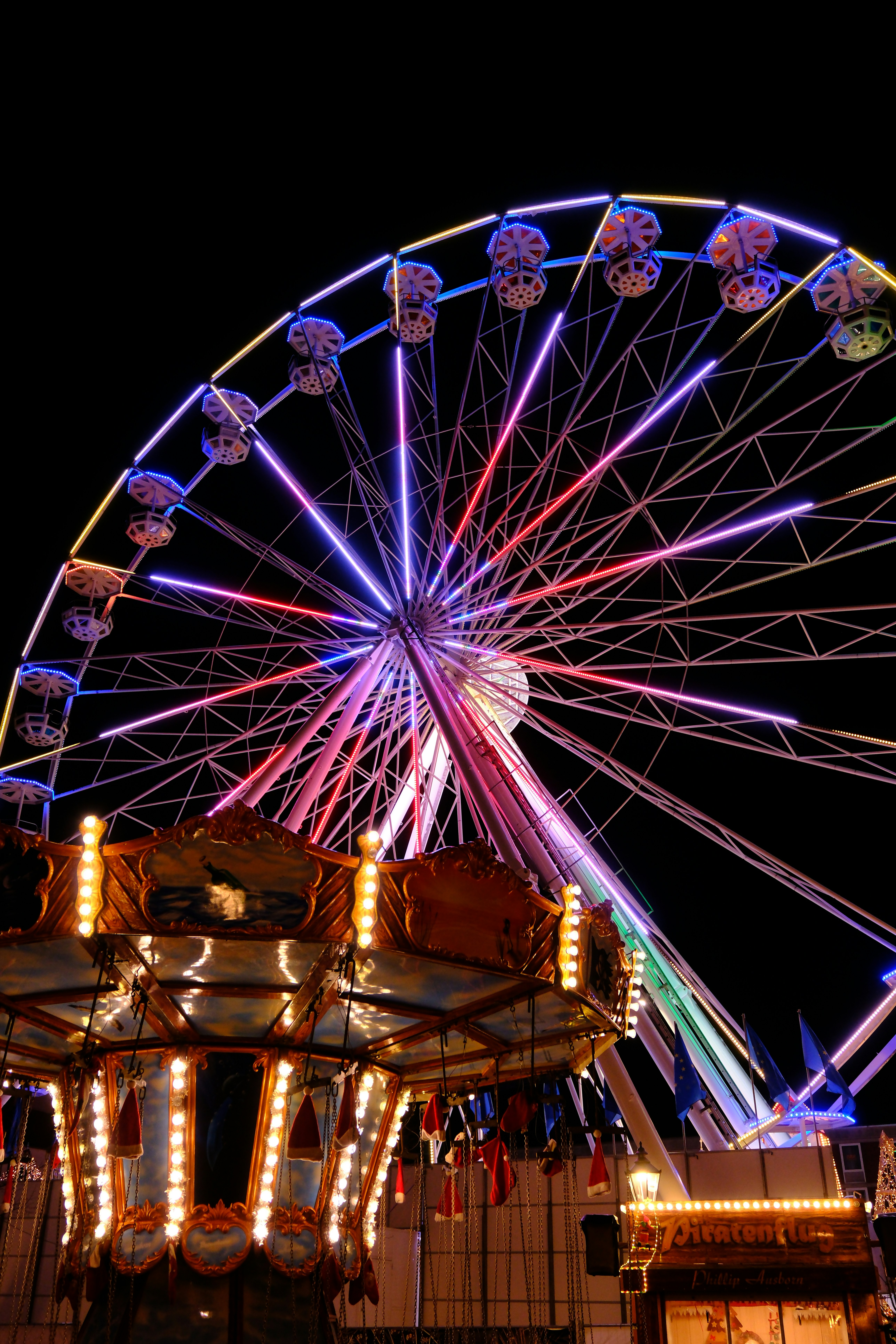 Photo by Maximilian Brol with Fujifilm X-T50