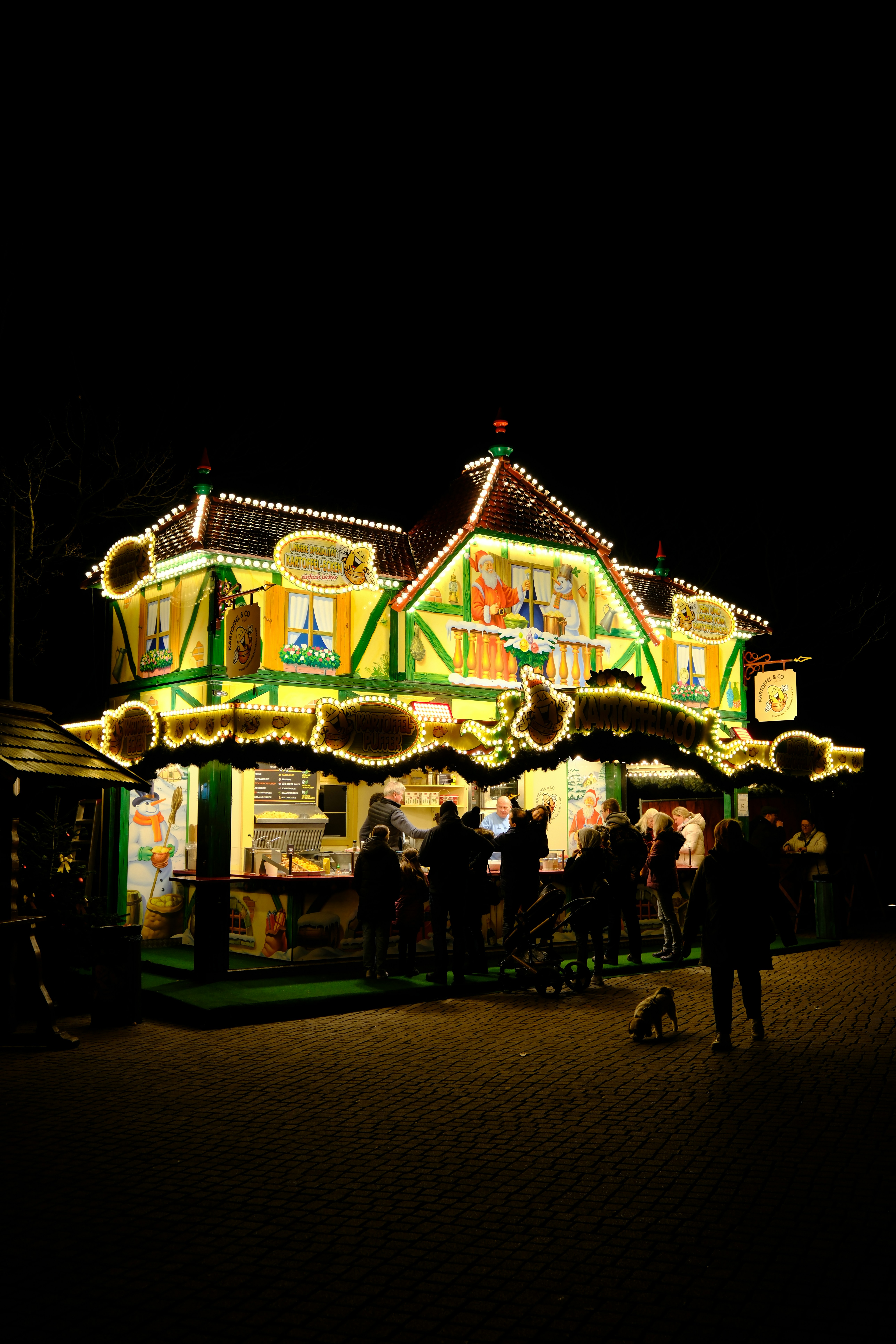 Photo by Maximilian Brol with Fujifilm X-T50