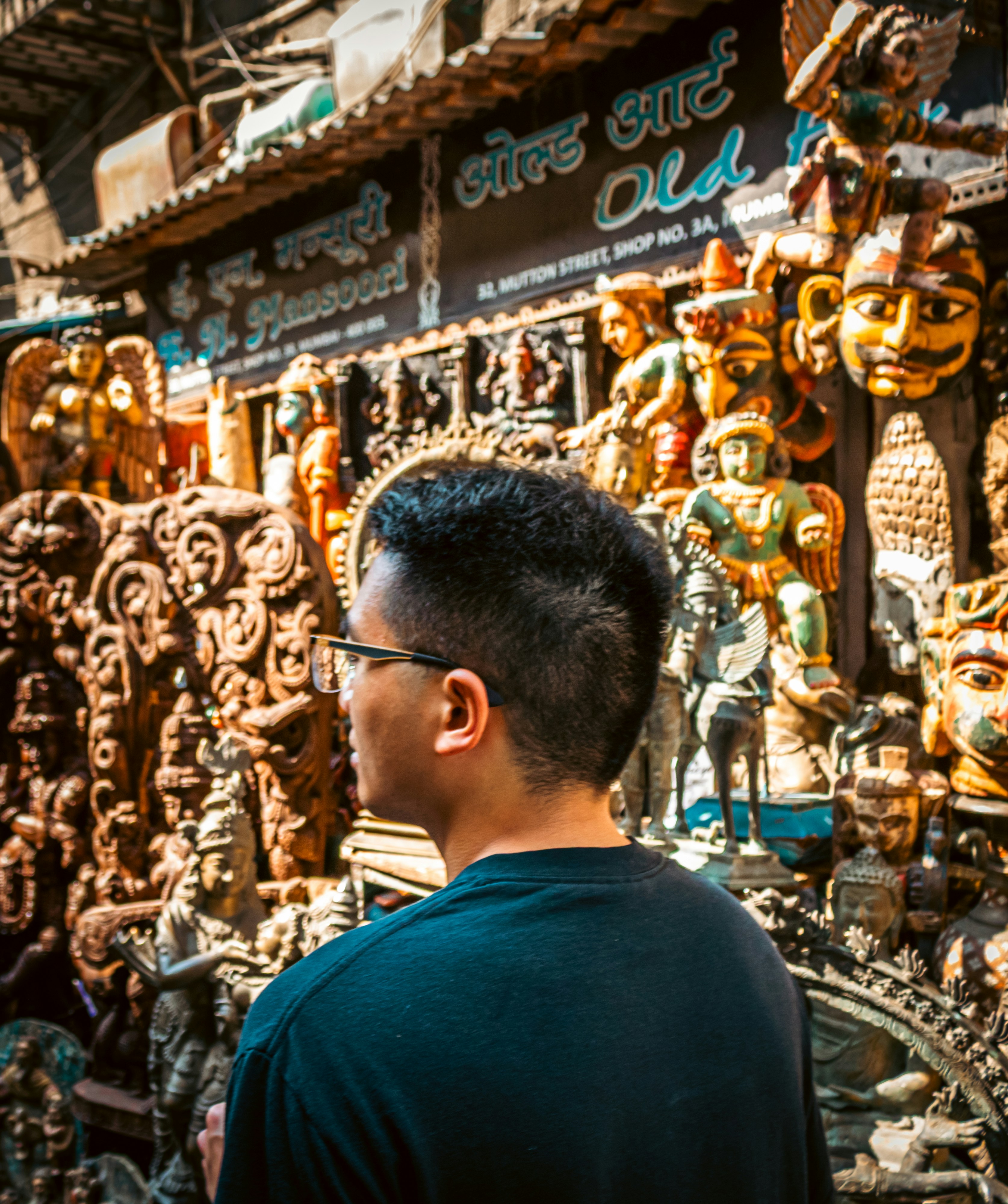 Hushed Gaze Among Carved Echoes