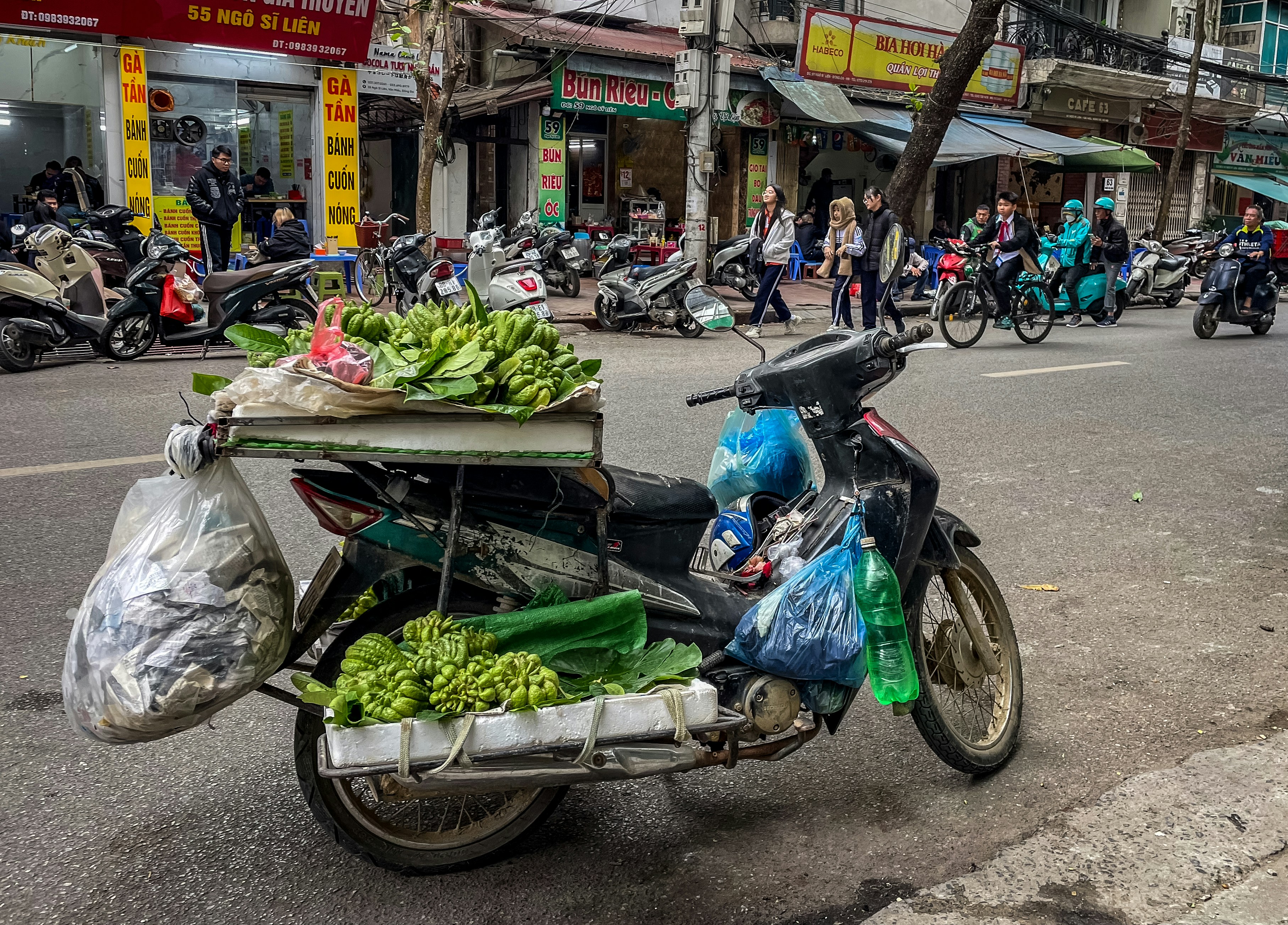 Street Cart on a Busy Vietnamese Avenue