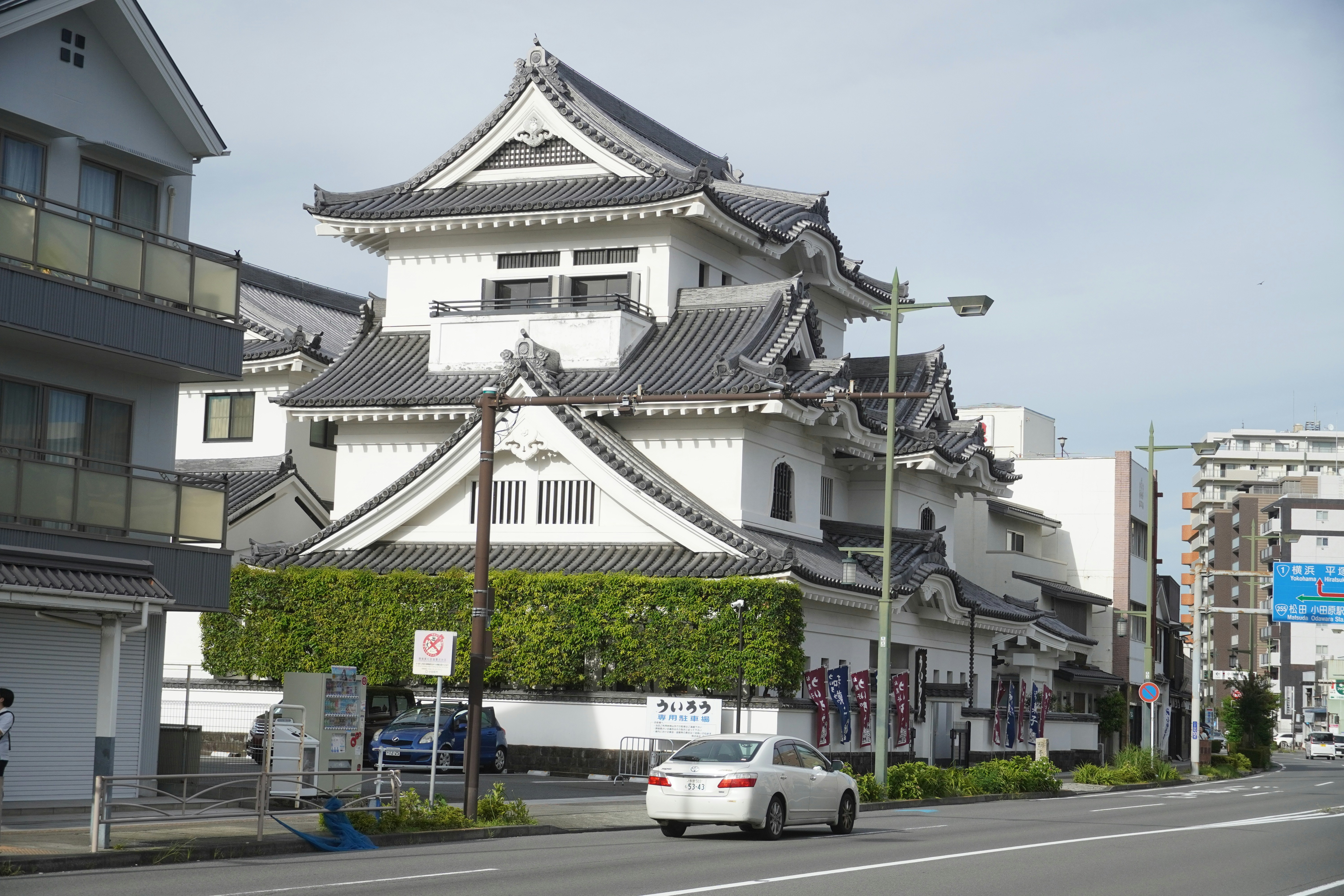 Castle-like Shopfronts: A Quiet Street Framed by Traditional Architecture