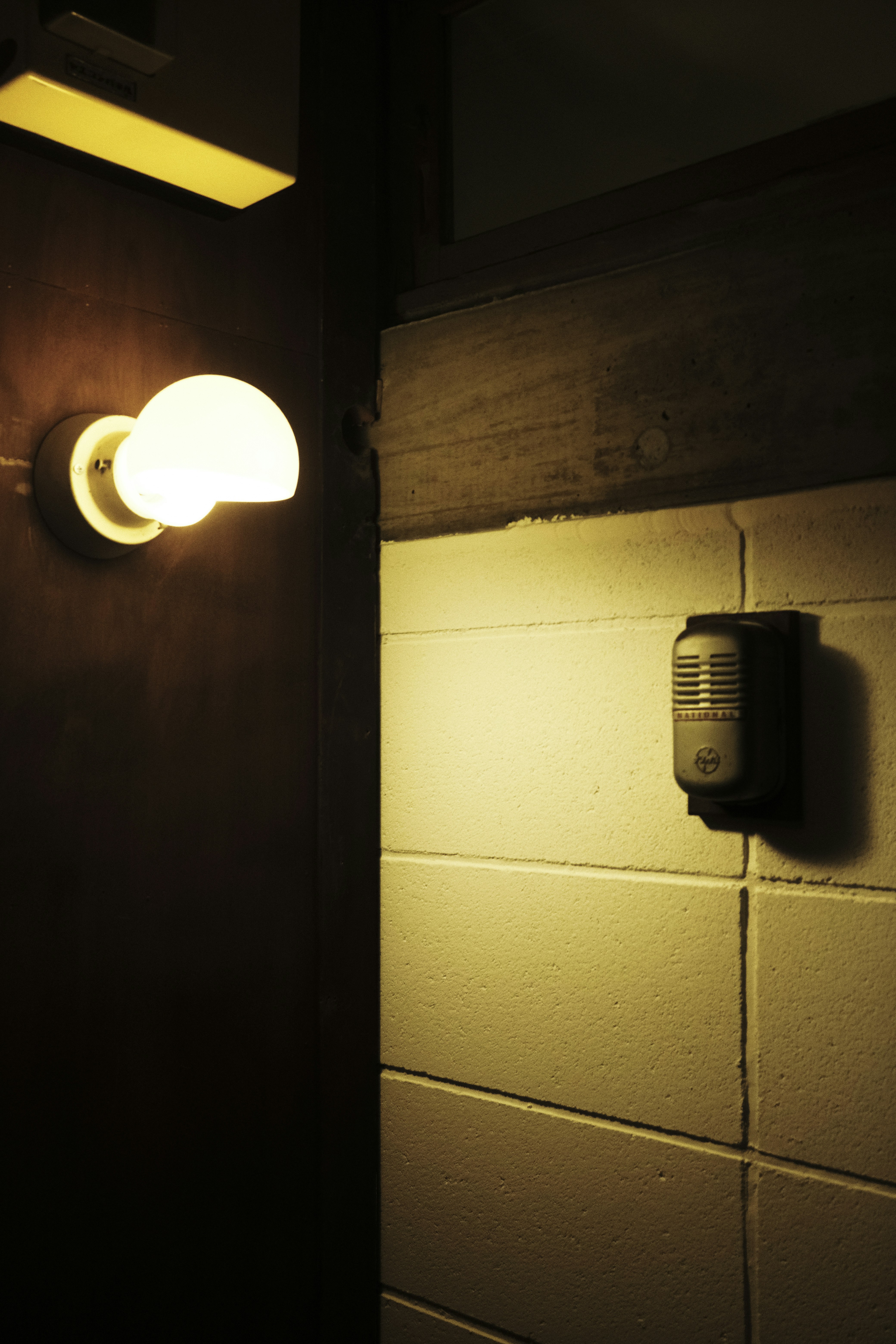 Photo by ZENG YILI with Fujifilm X100V