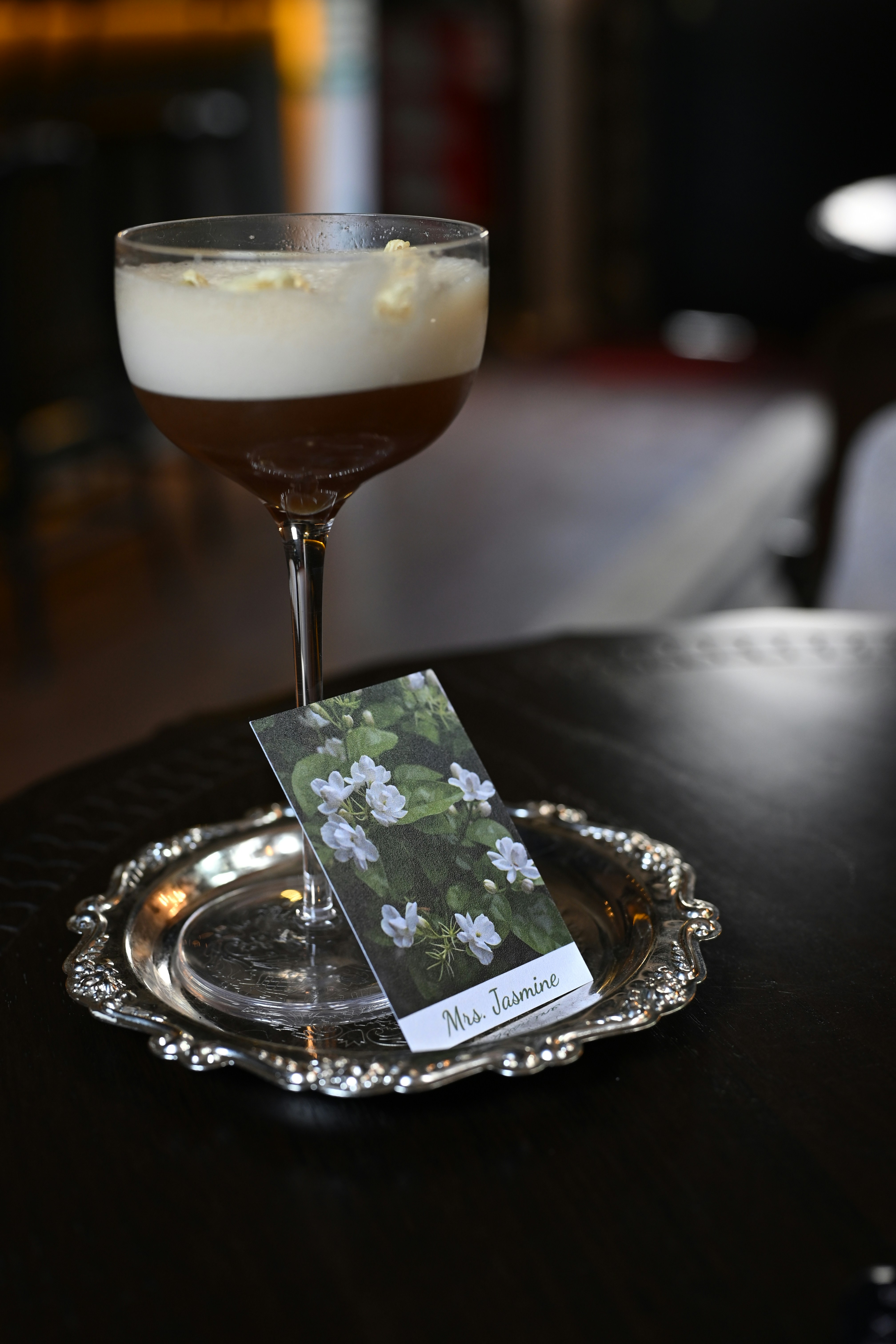 Cocktail on a Silver Stage: A Card, Aroma, and a Whisper of Flowers