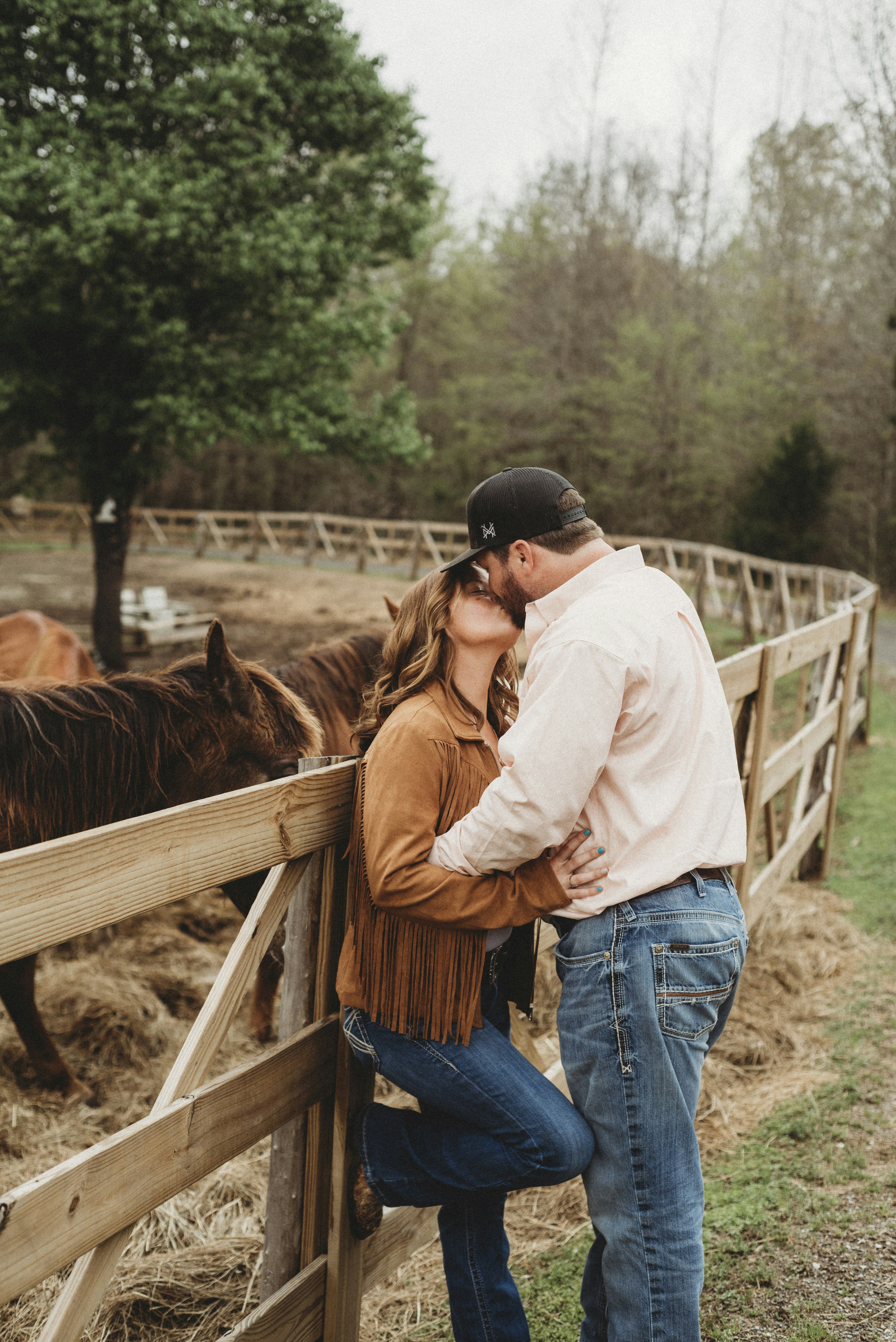 Close Equilibrium: A Kiss at the Fence