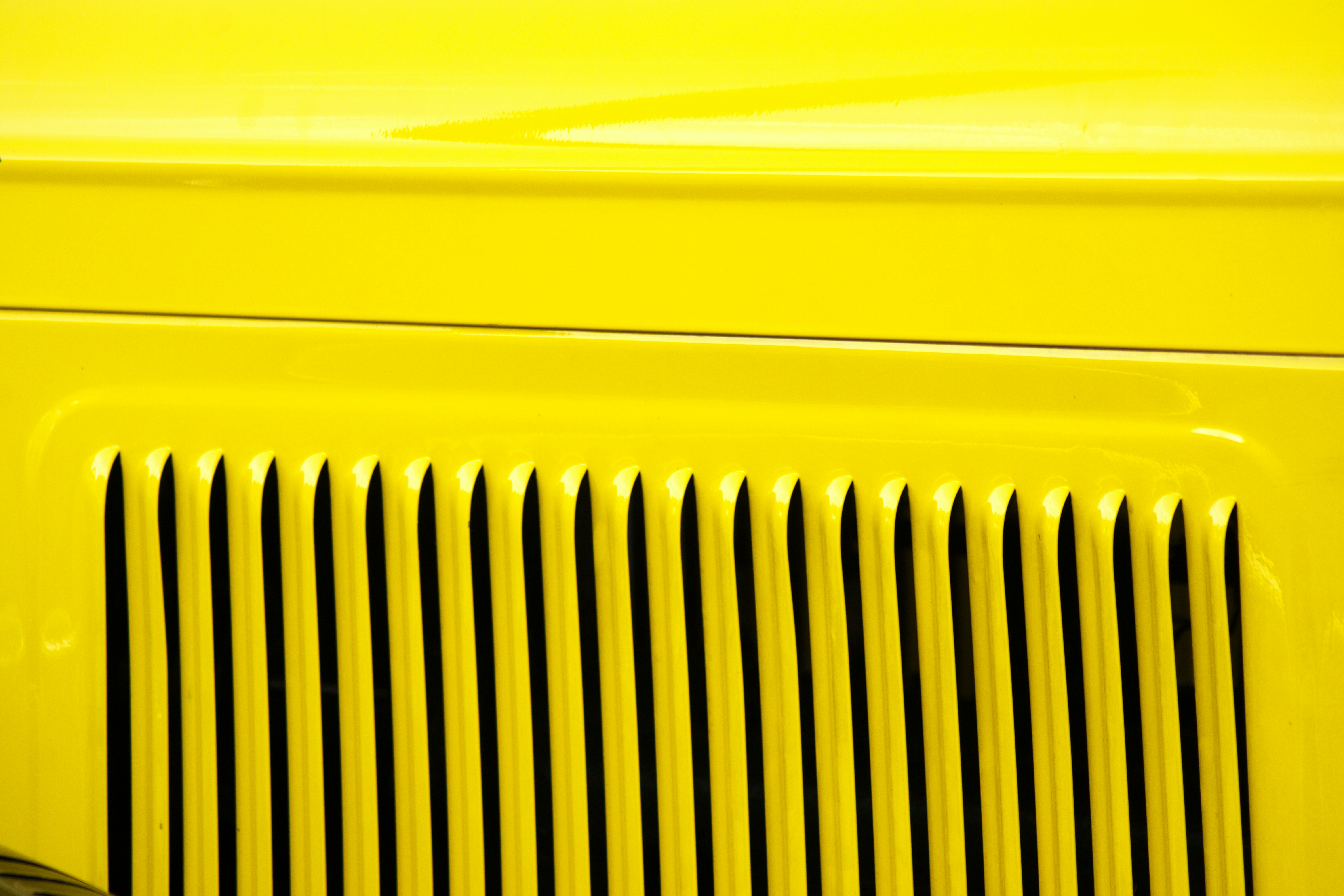 Sunlit Vibration: The Neon-Yellow Grill in Focus