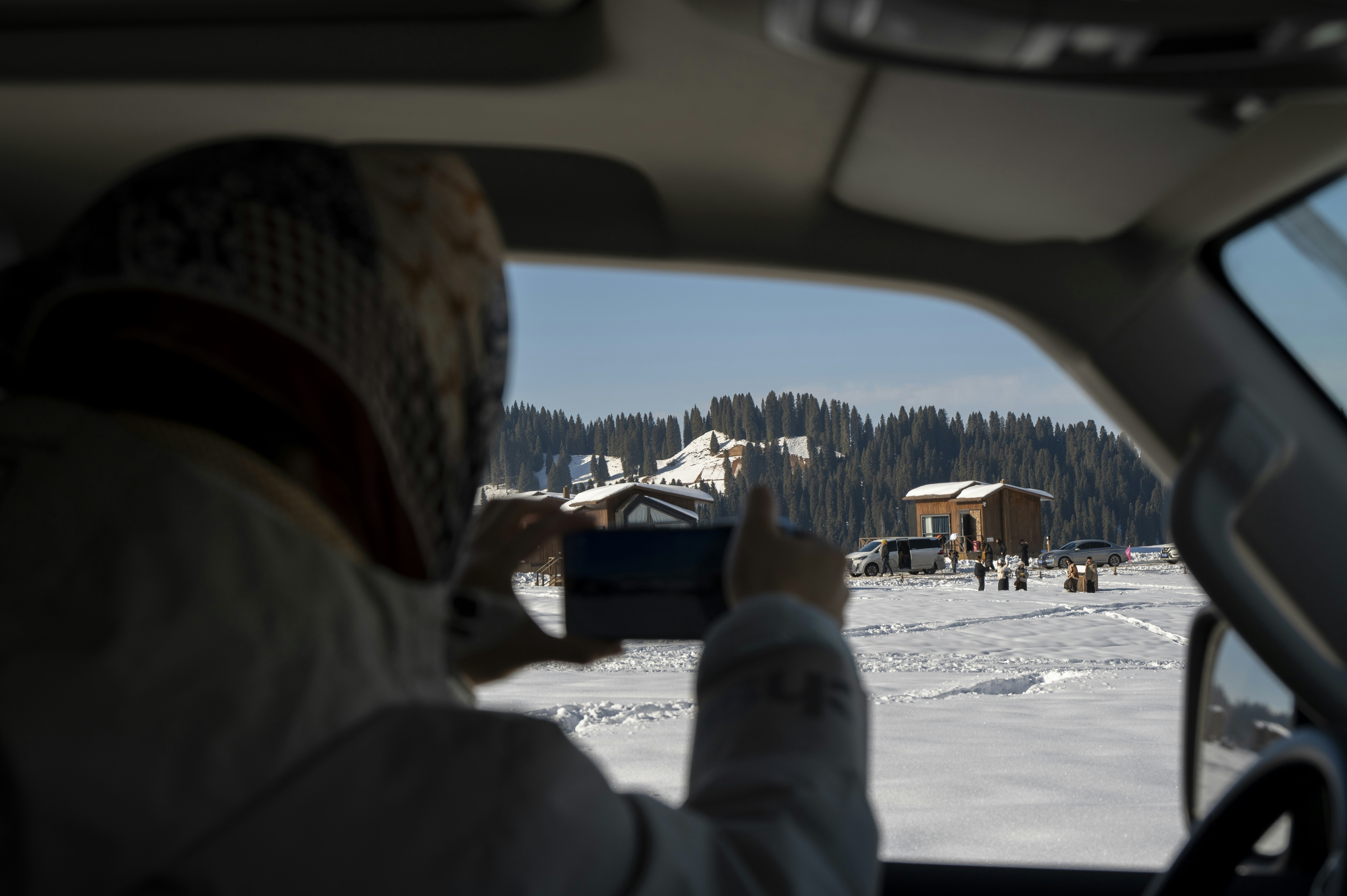 Snowfield Snapshot: A Traveler Captures The Frozen Outpost