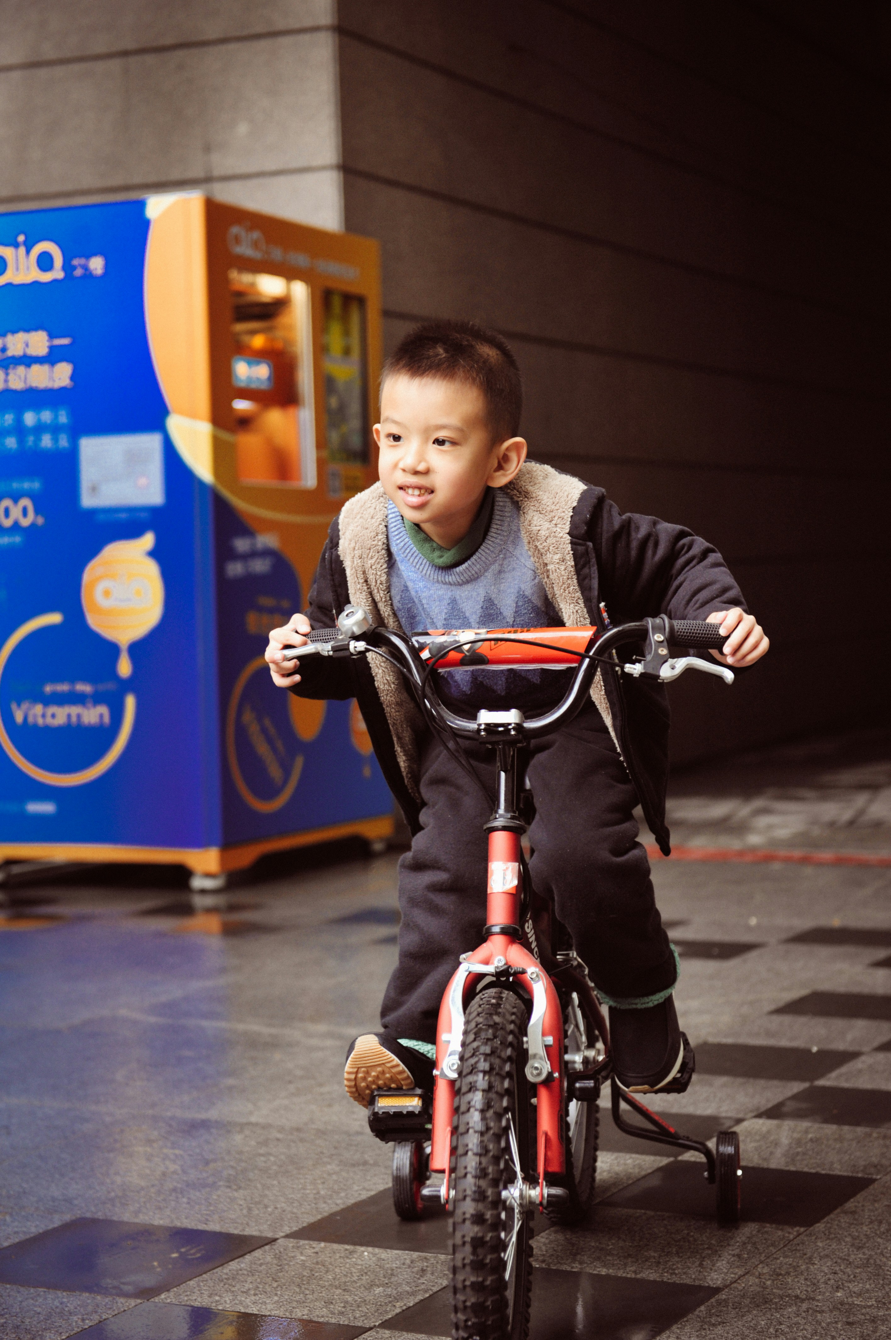 Photo by blue sky with Nikon D700