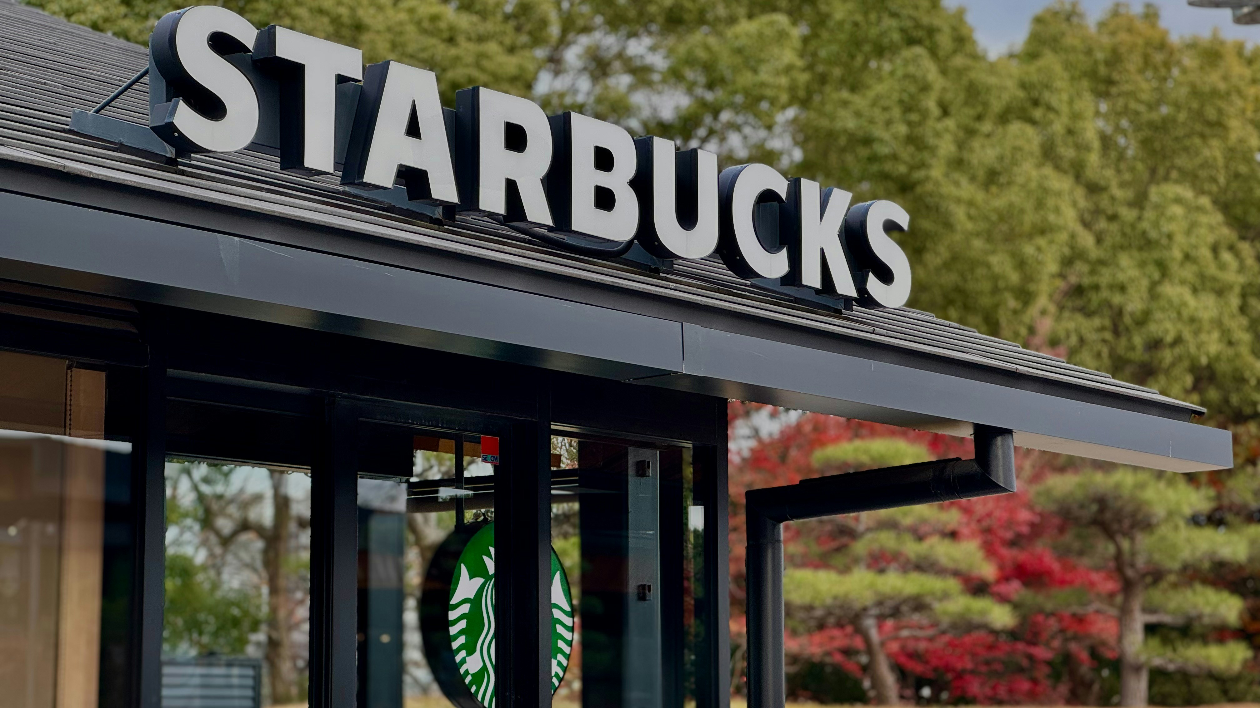 Starbucks Signage Framing: A Quiet Corner Café