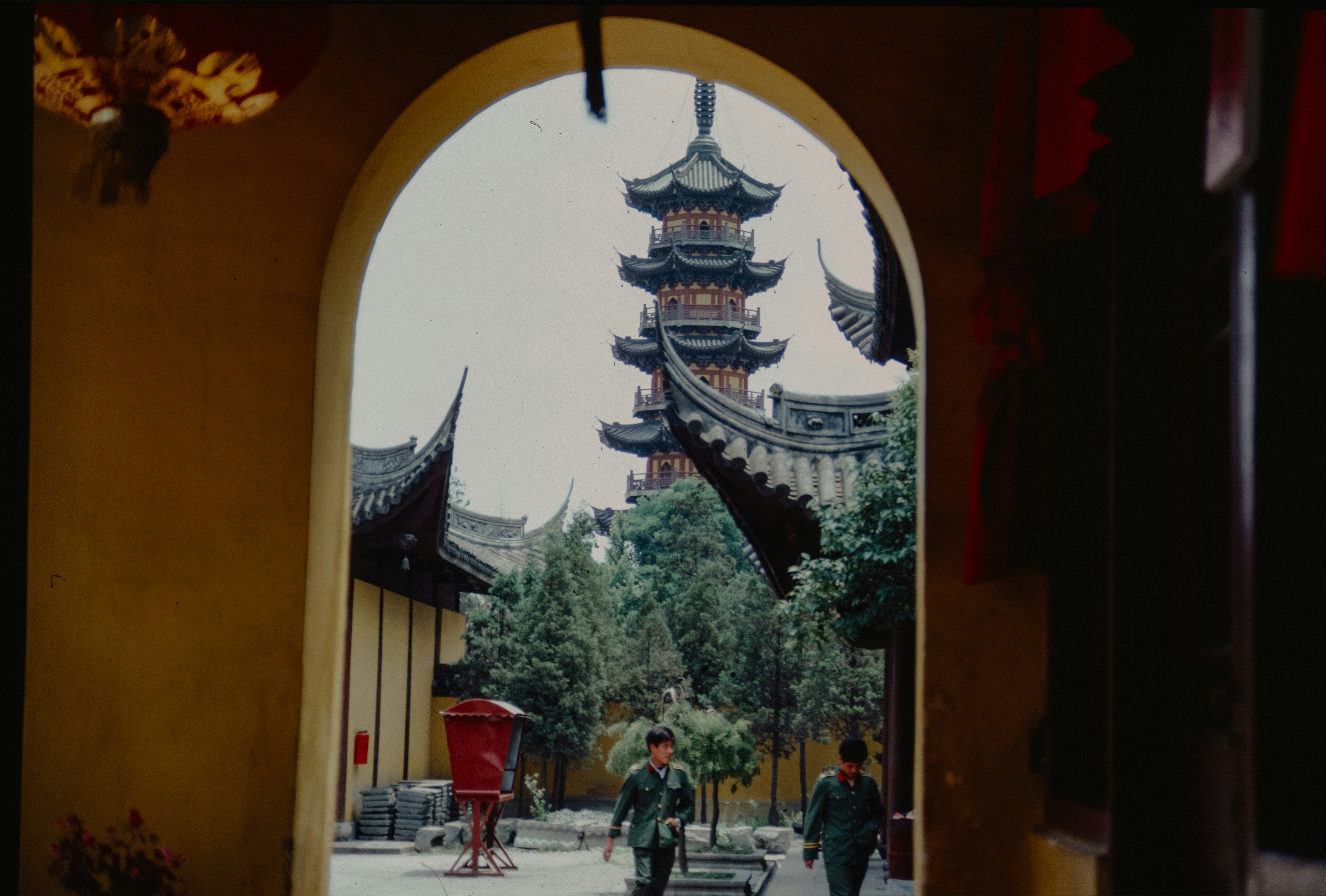 Through the Arch to the Pagoda: Gatehouse to the Temple