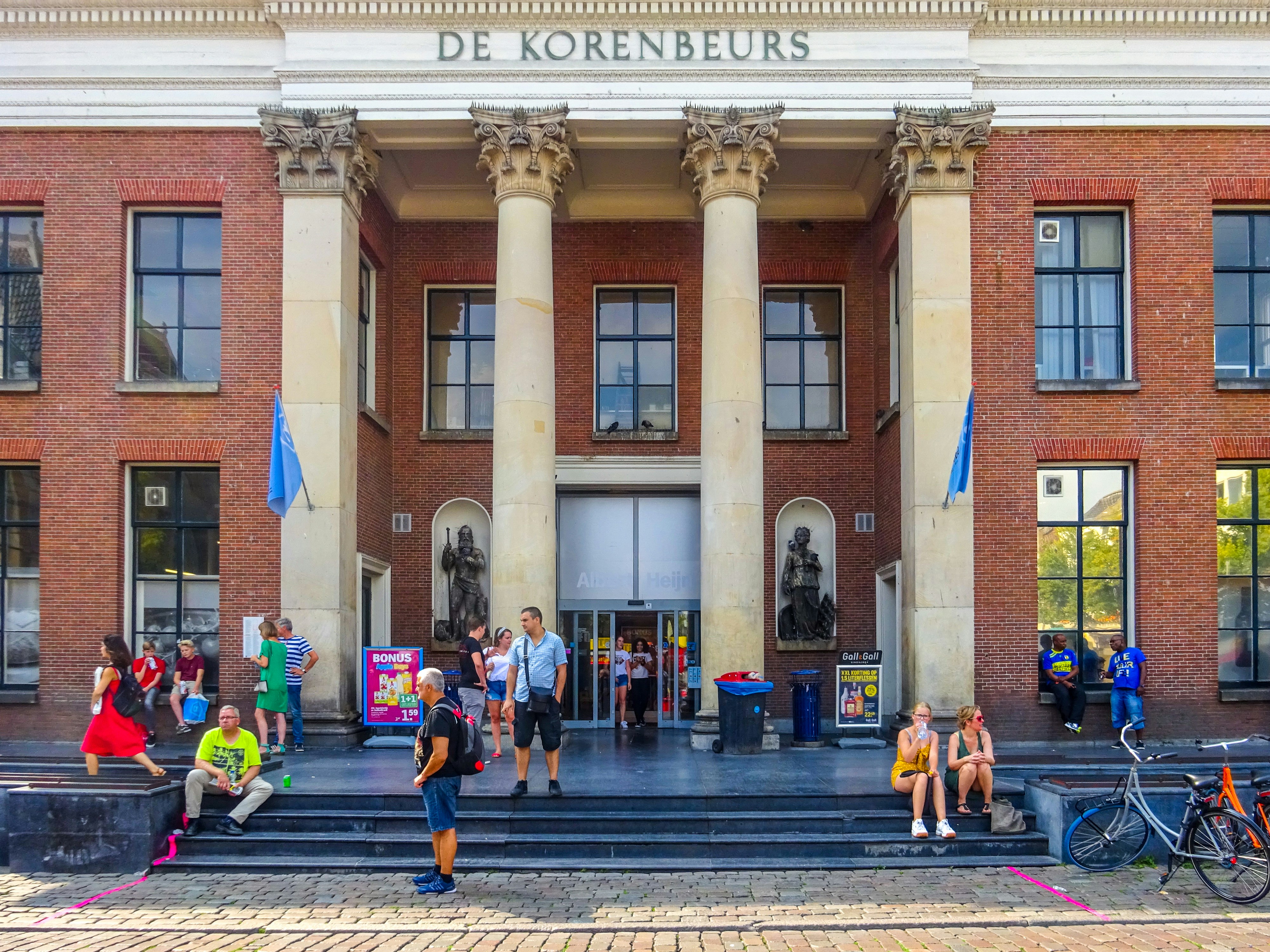 Photo by Nikolai Kolosov with Sony Cyber-shot WX350