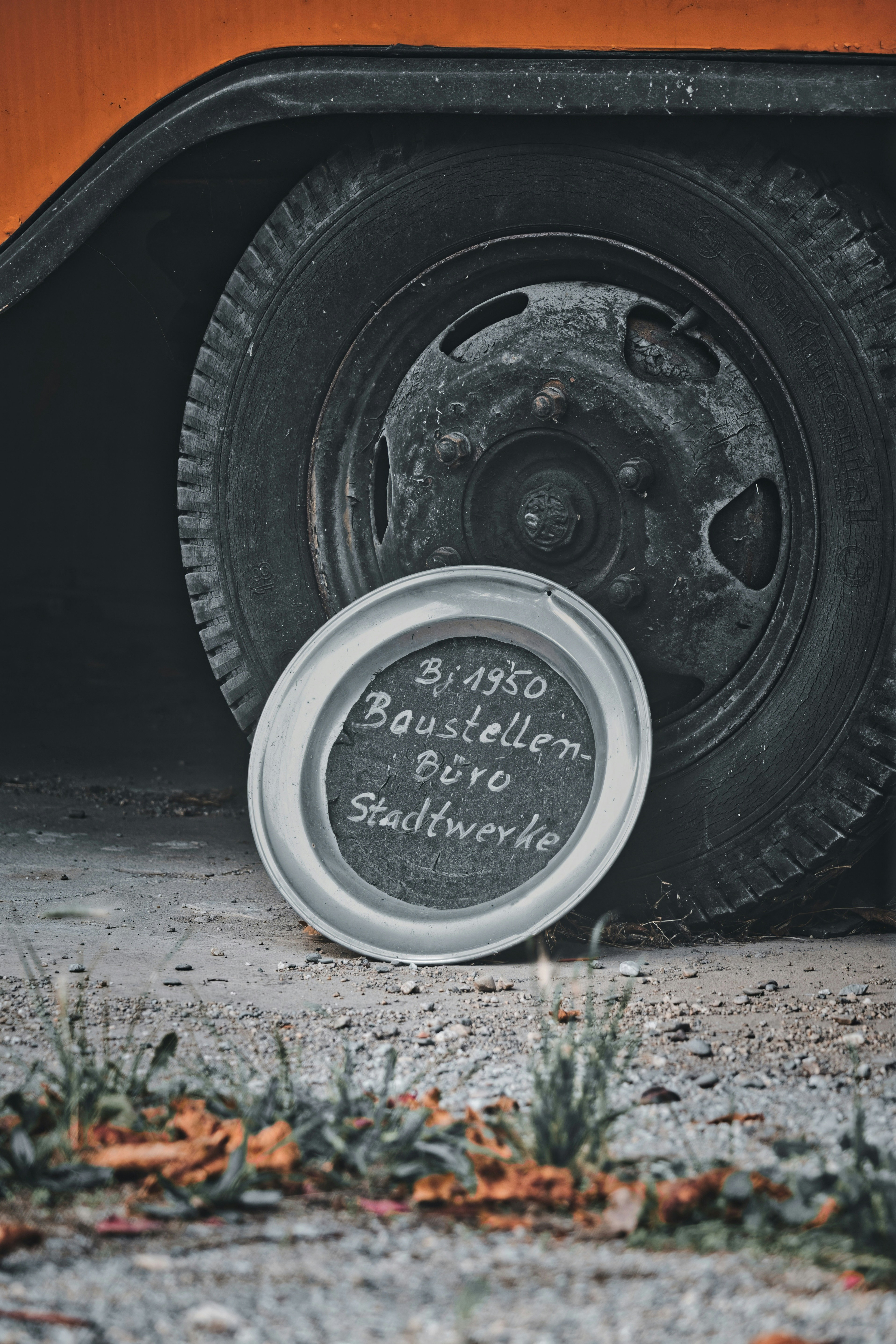 The Chalkboard Lid by the Tire