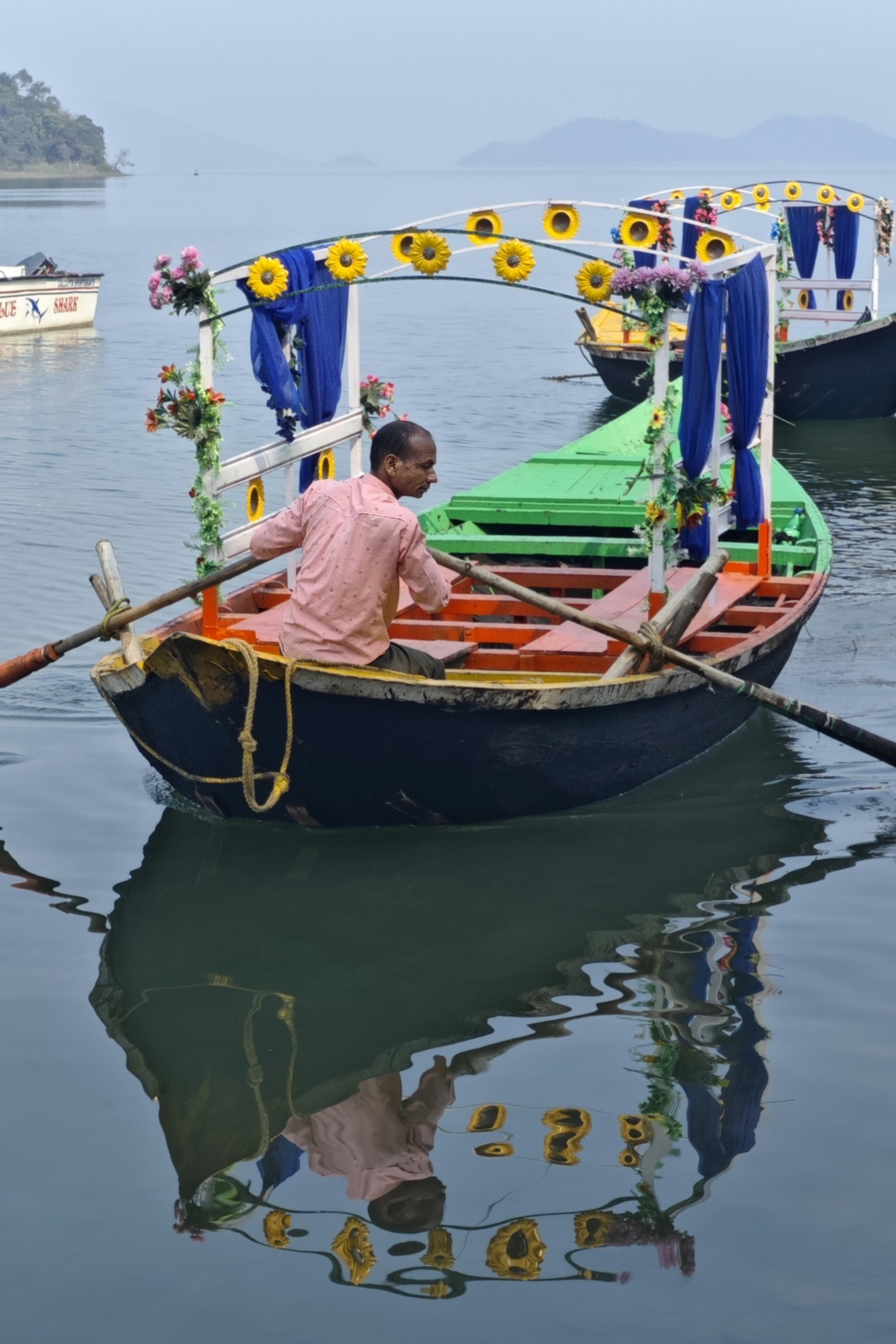 Photo by Dibakar Roy with Xiaomi 13 Pro