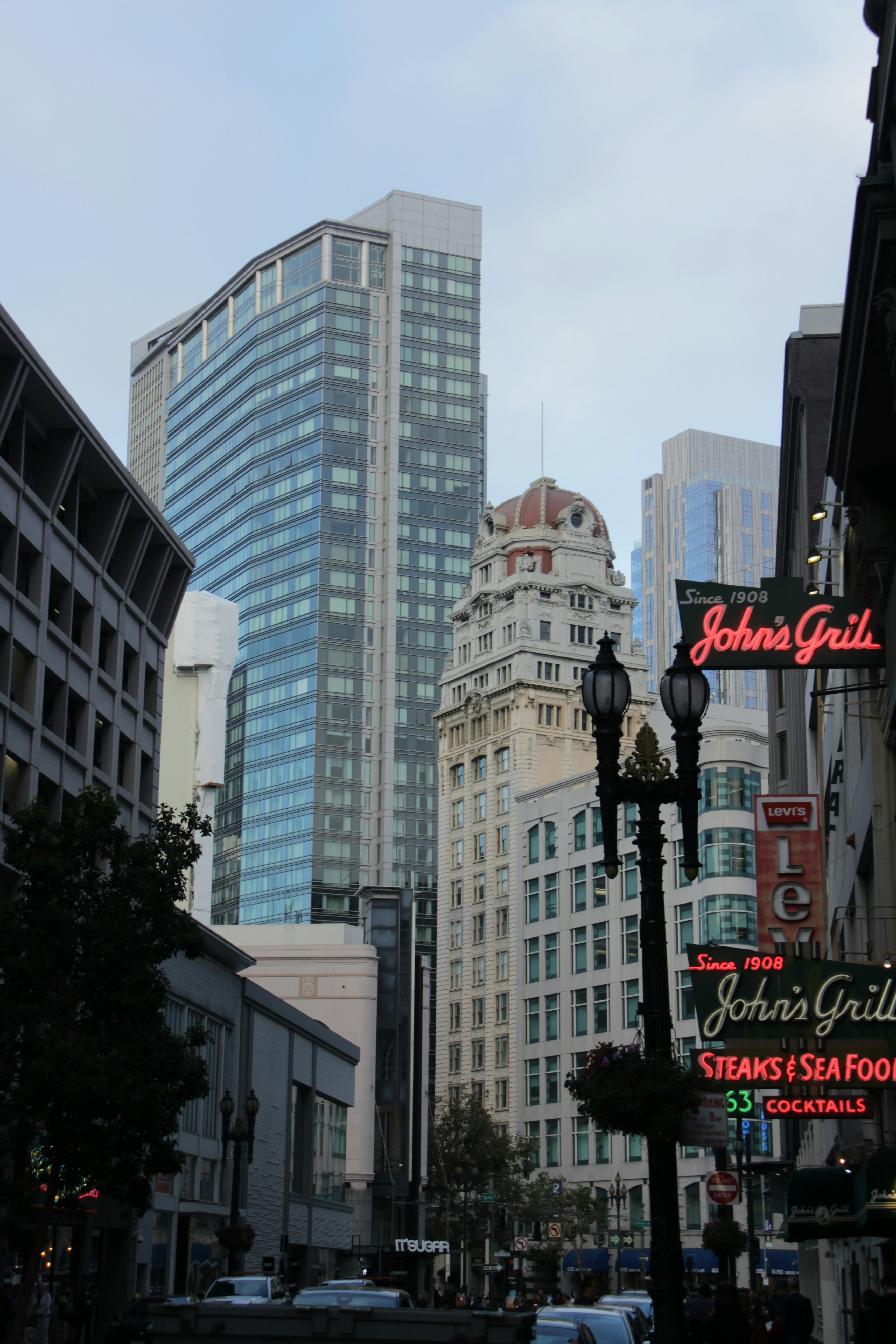 City Peak: A Towering Blend of Glass and History