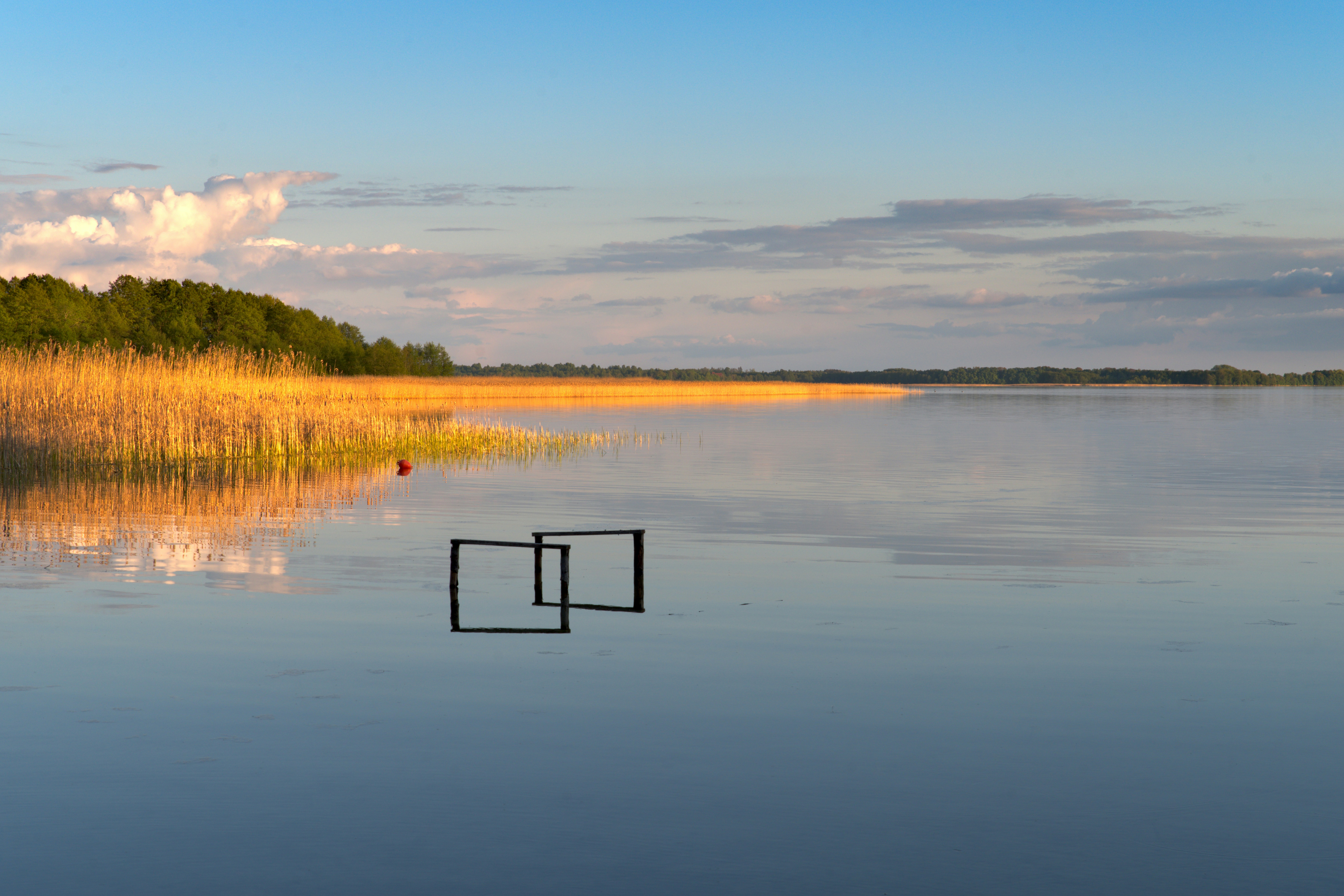 Floating Frames: Minimal Geometry on a Serene Lake