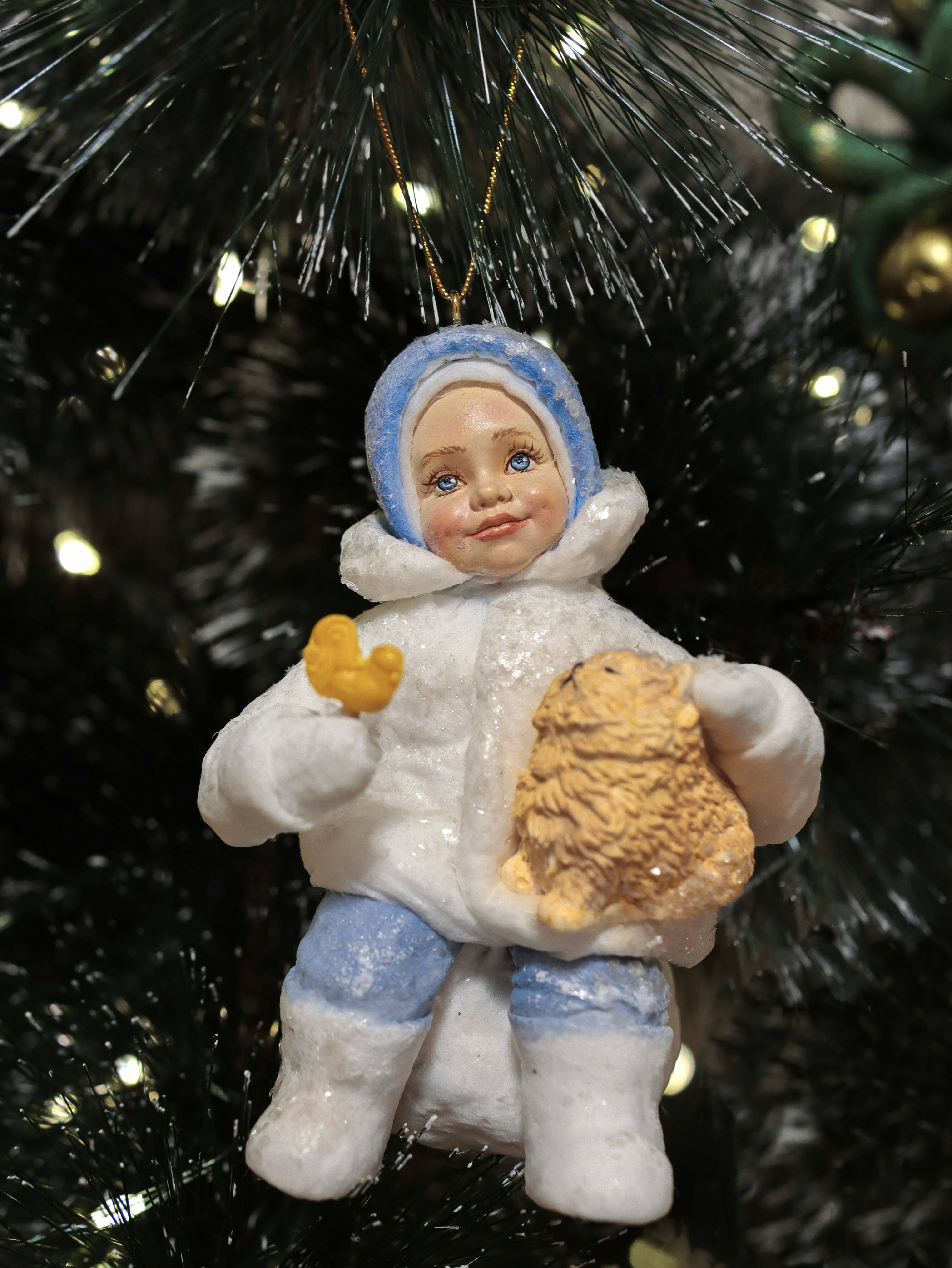 Hushed Christmas Puppet: A Plush Adventurer on the Tree
