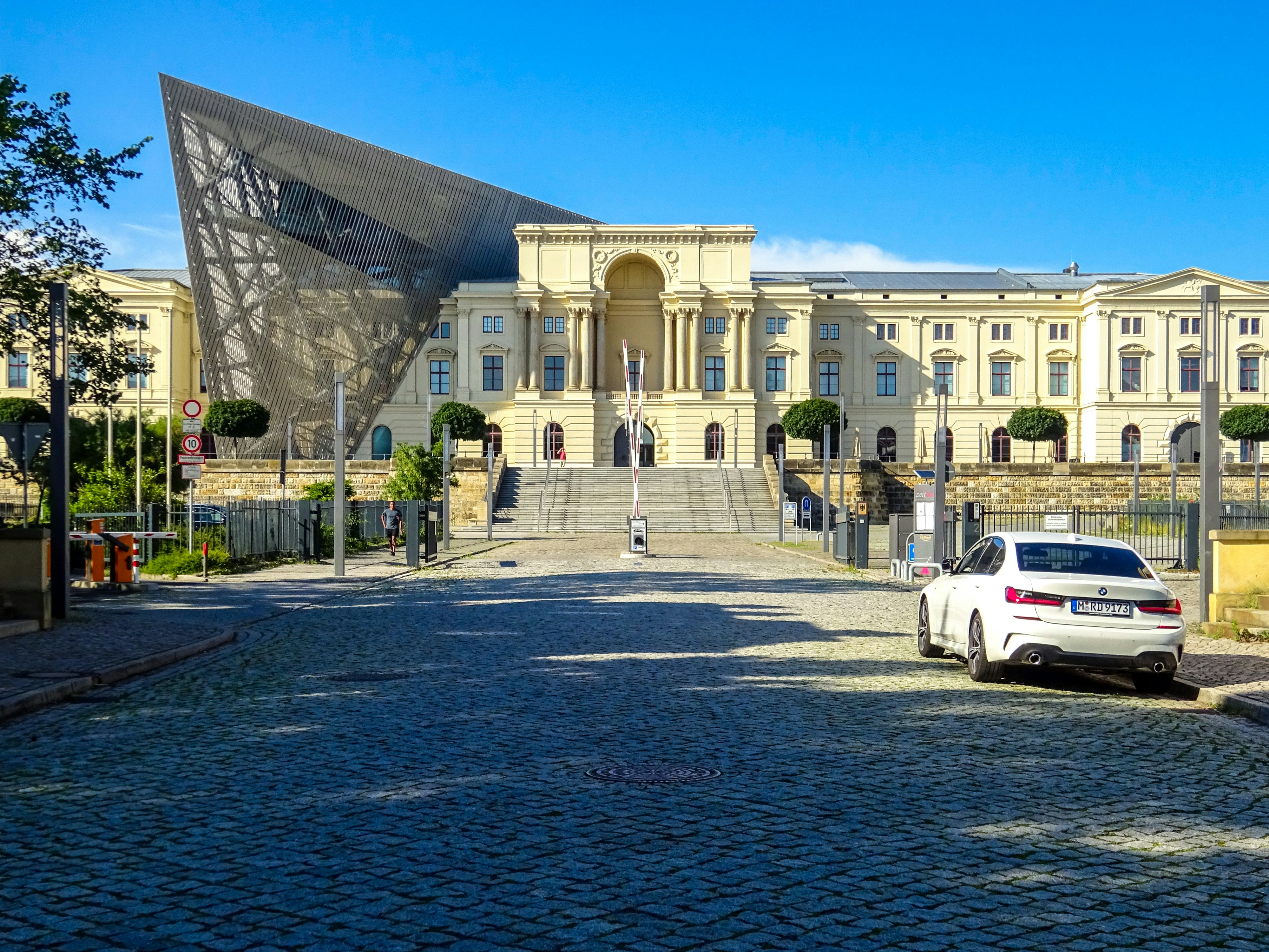 Photo by Nikolai Kolosov with Sony Cyber-shot WX350