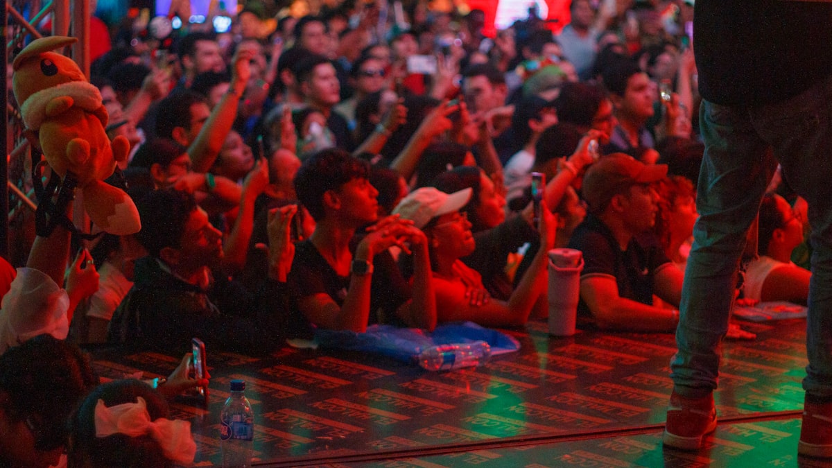 How to Get to the Barrier at Standing Gigs - Tickets9 Blog