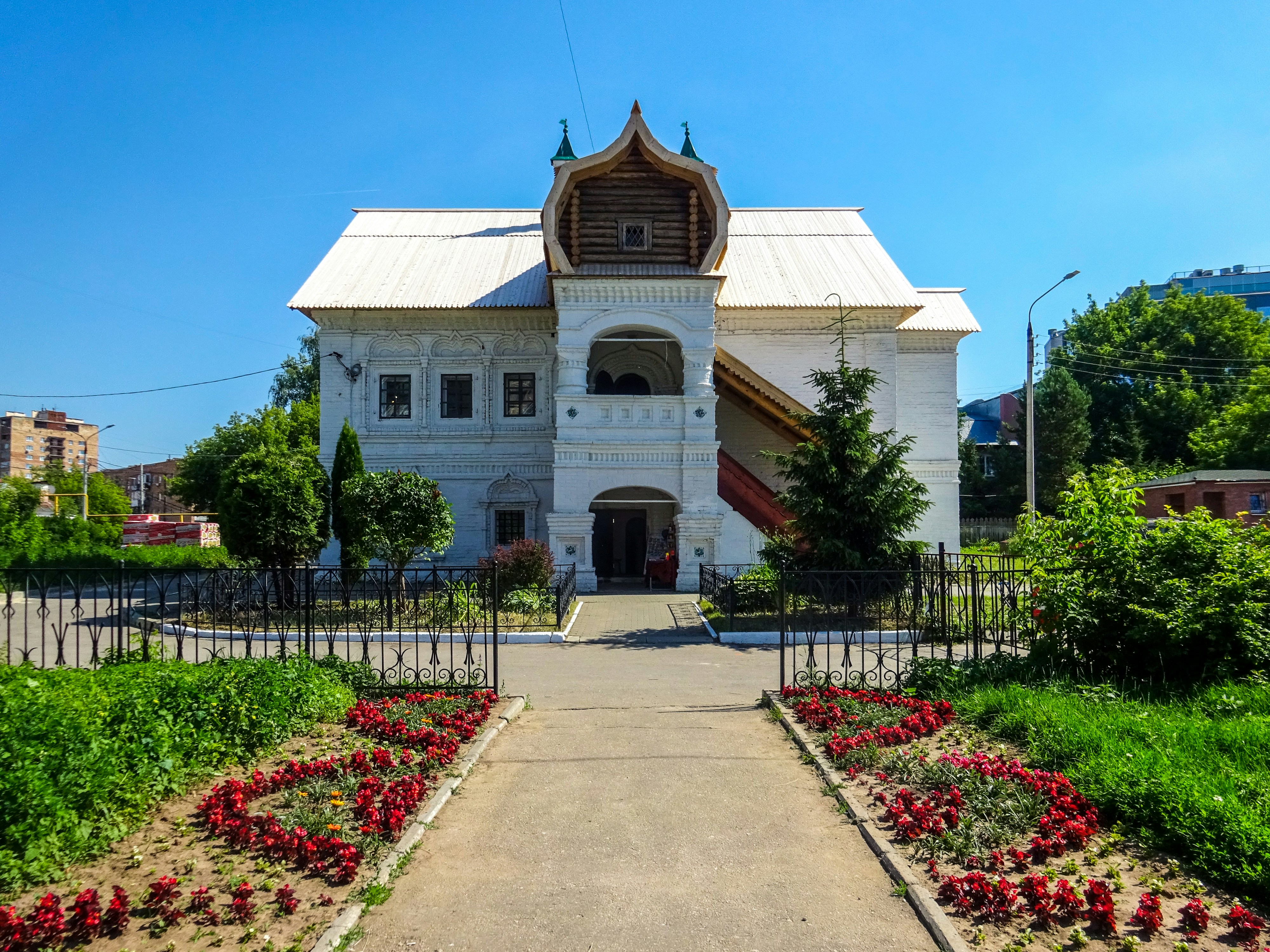 Photo by Nikolai Kolosov with Sony Cyber-shot WX350