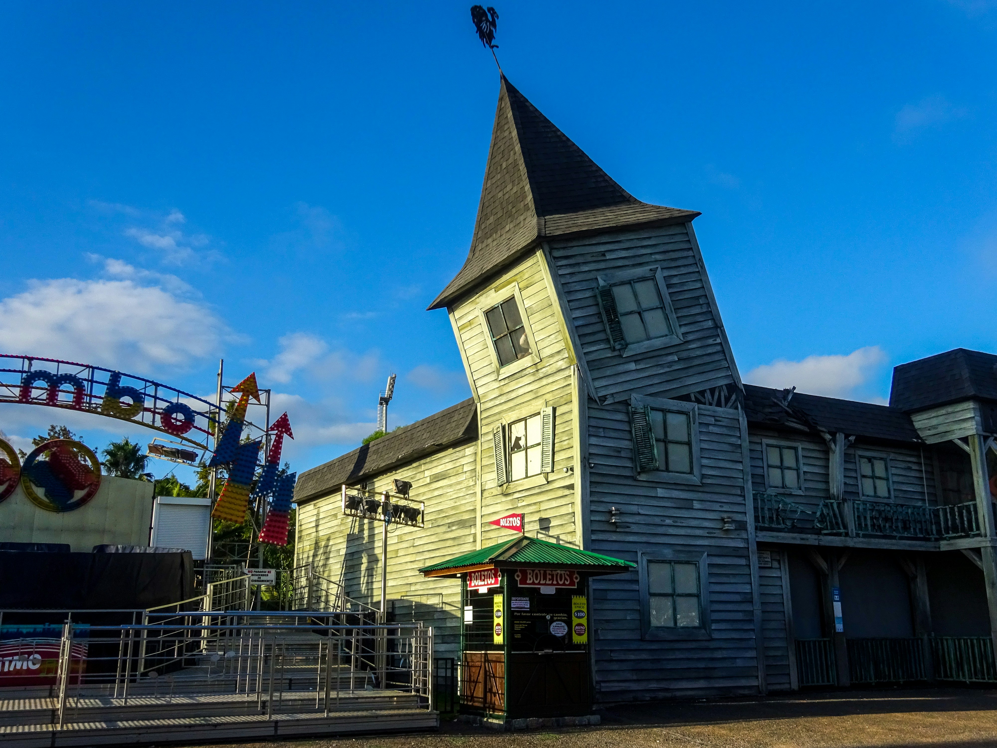 Photo by Nikolai Kolosov with Sony Cyber-shot WX350