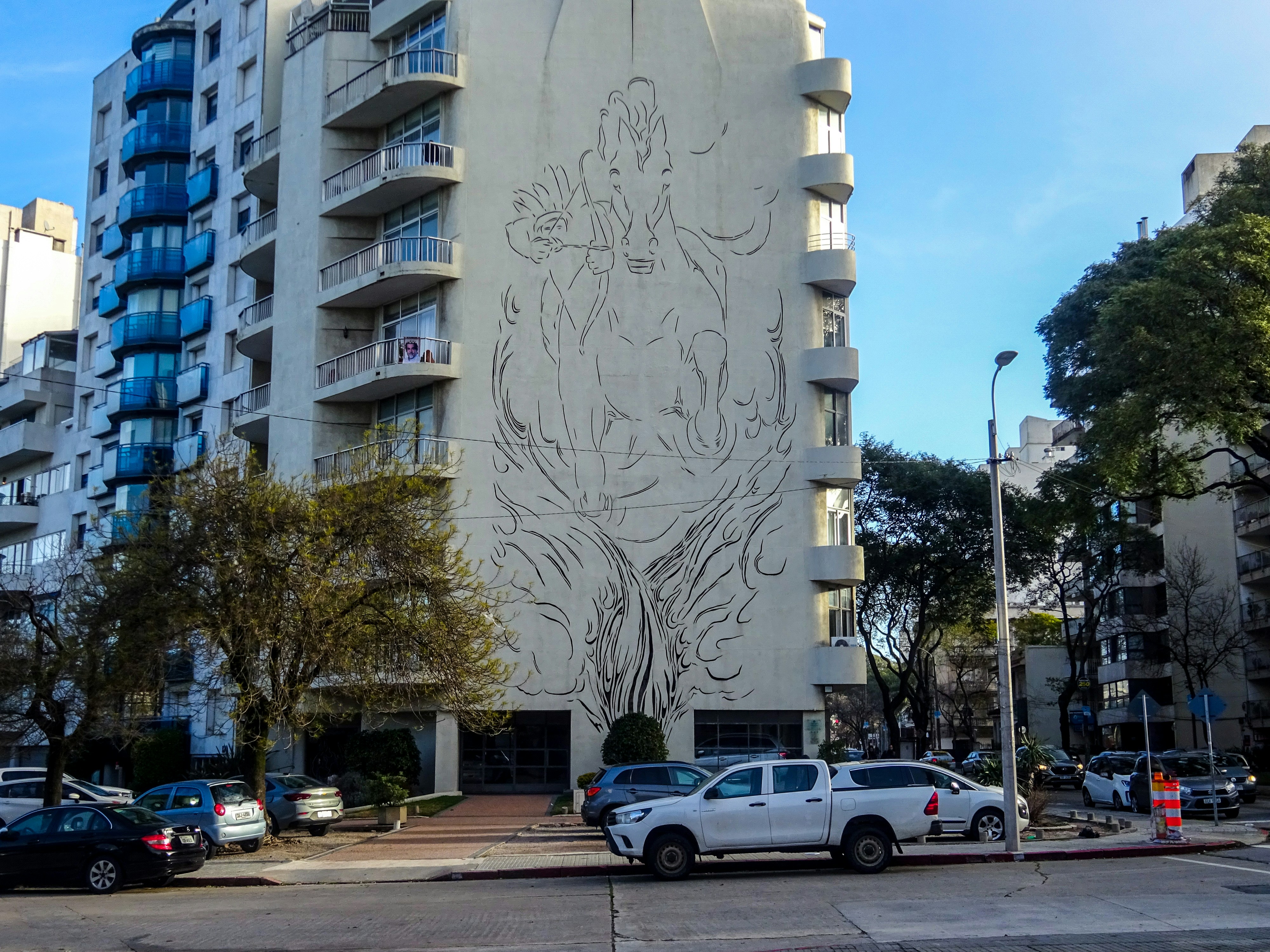 Facade Graffiti: A Gyre of Lines on a City Block