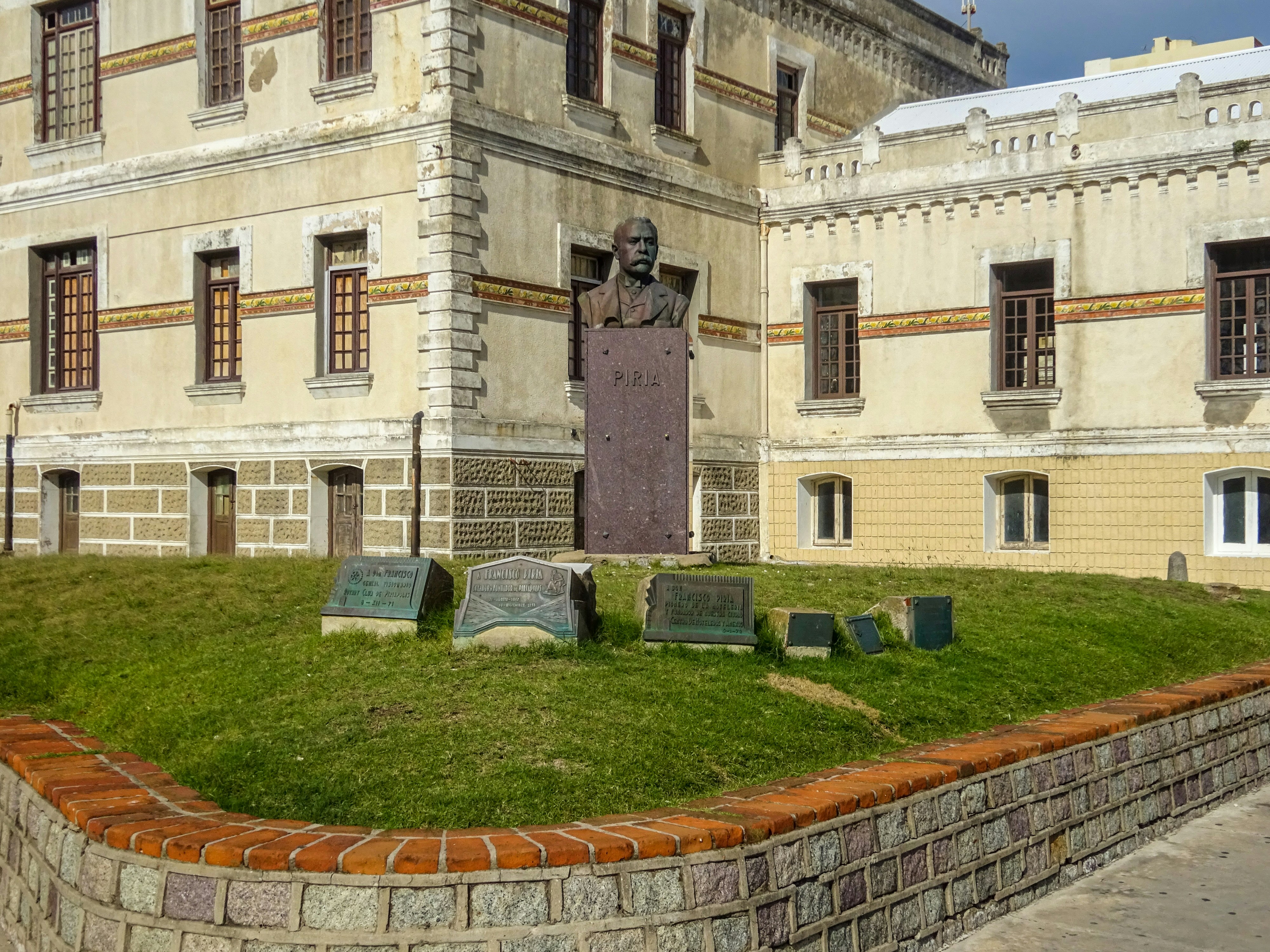 Photo by Nikolai Kolosov with Sony Cyber-shot WX350