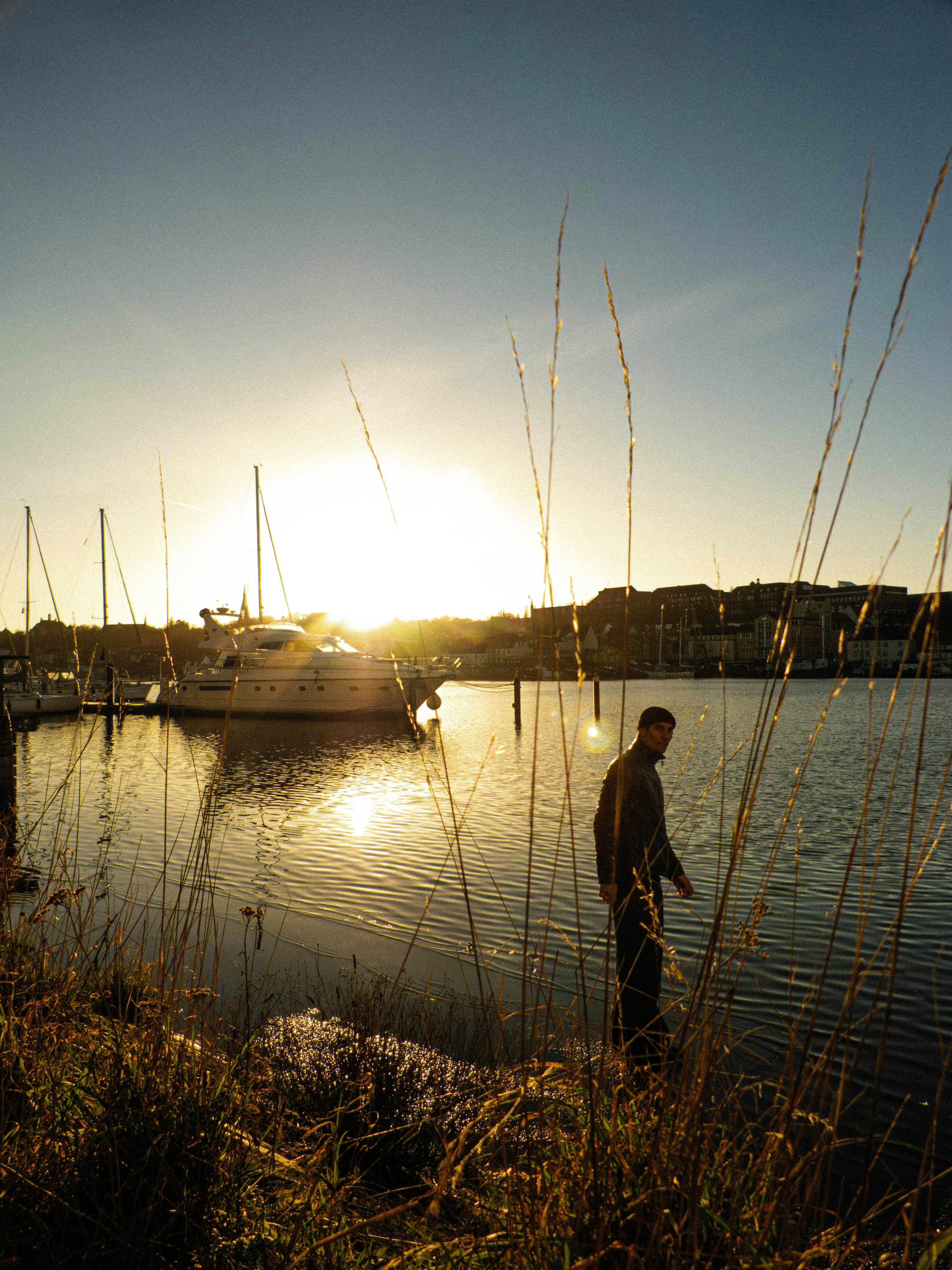 Photo by Max Feilner with Panasonic Lumix FZ100