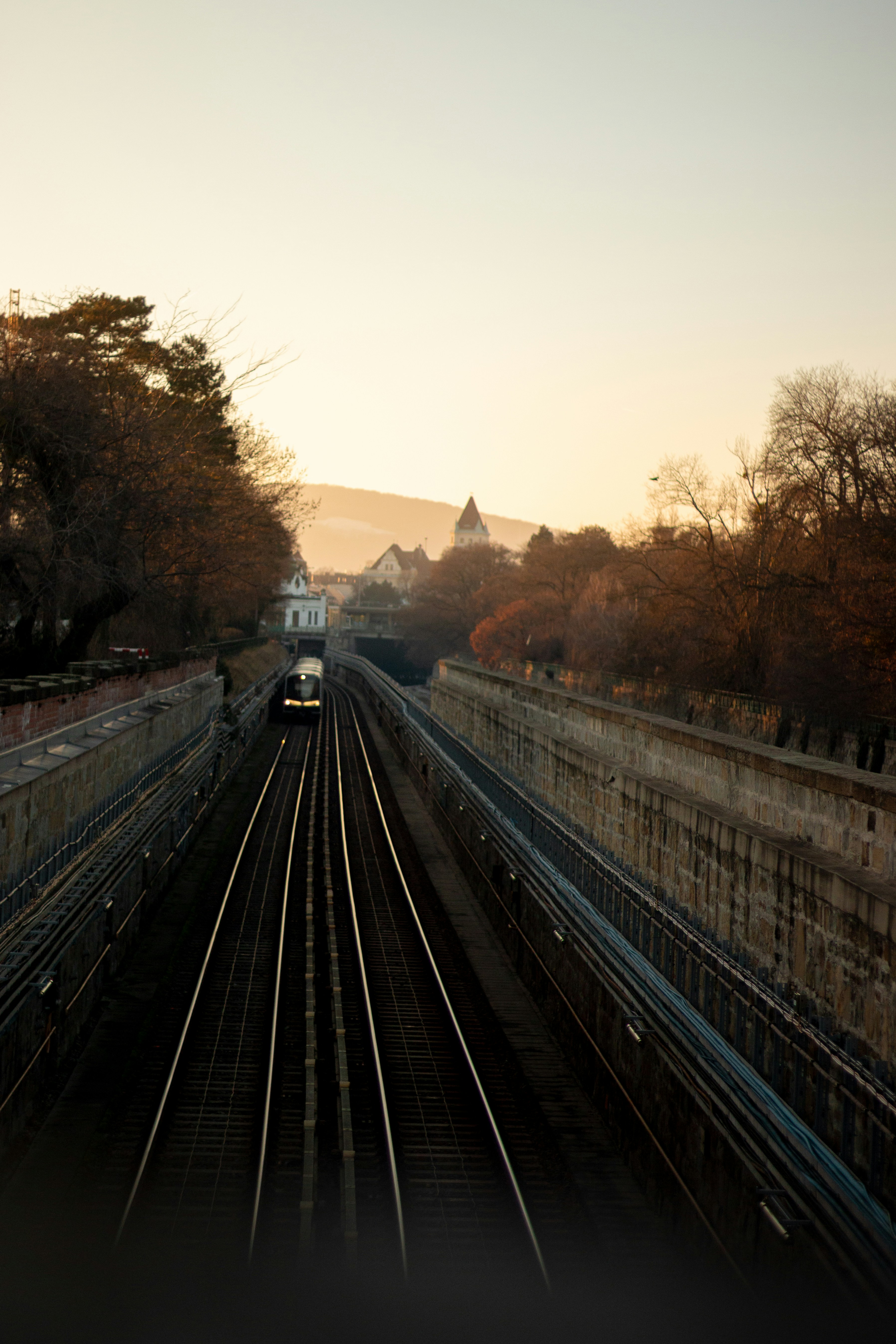 Tracks into the Dawn: A Quiet Corridor Through the City