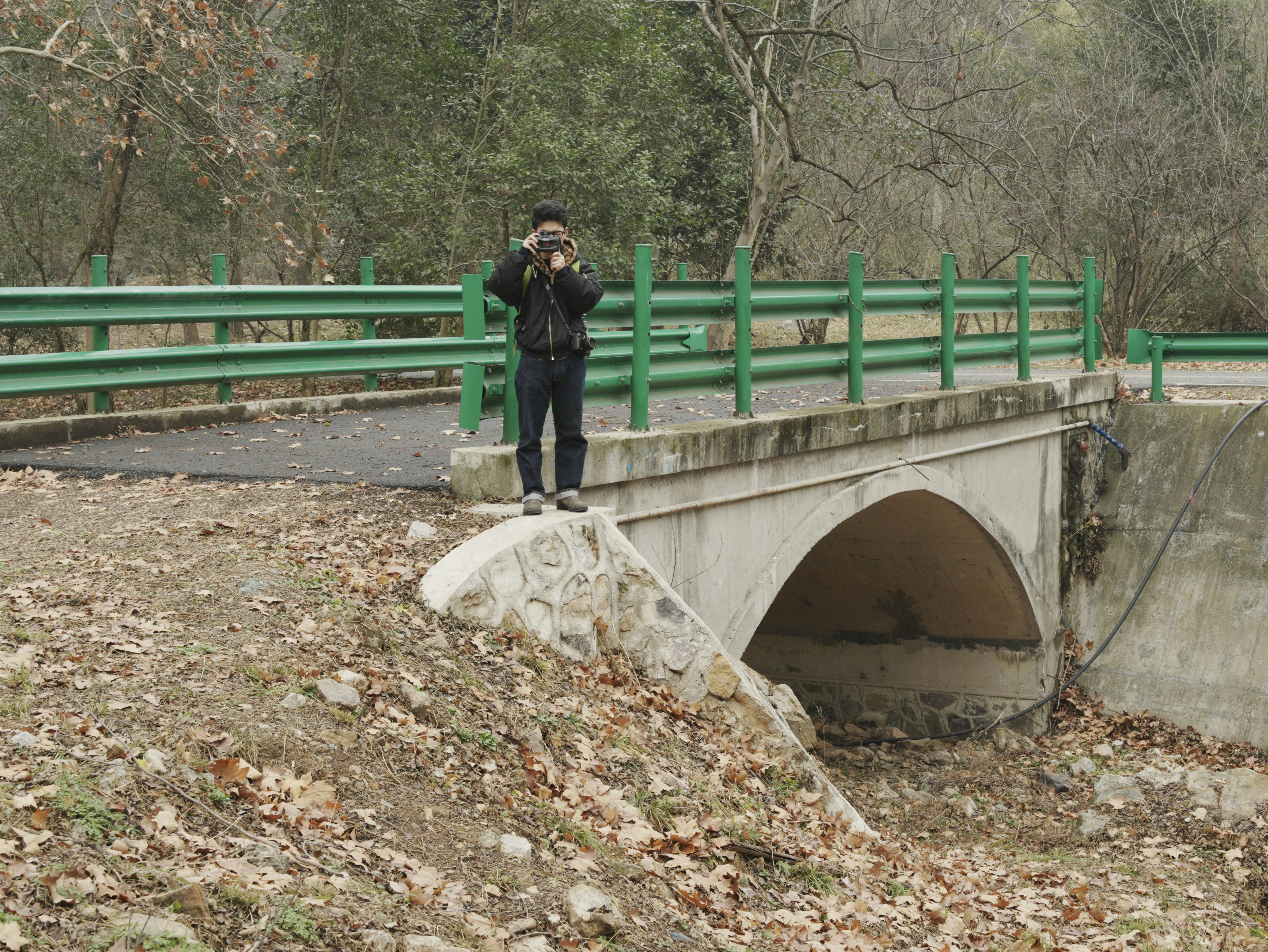 The Onlooker with a Viewfinder