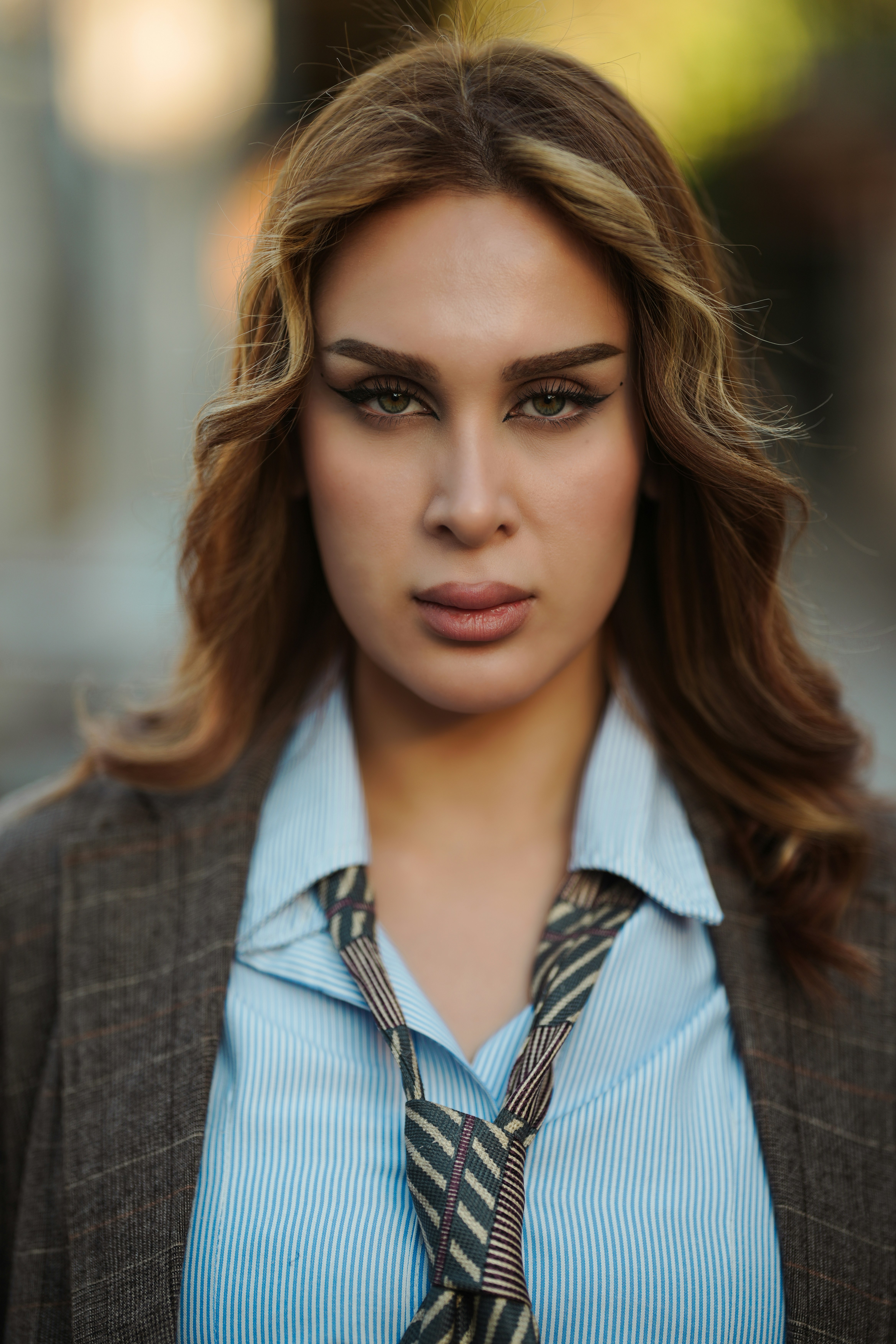 Focused Gaze: A Portrait at Street-Level Clarity