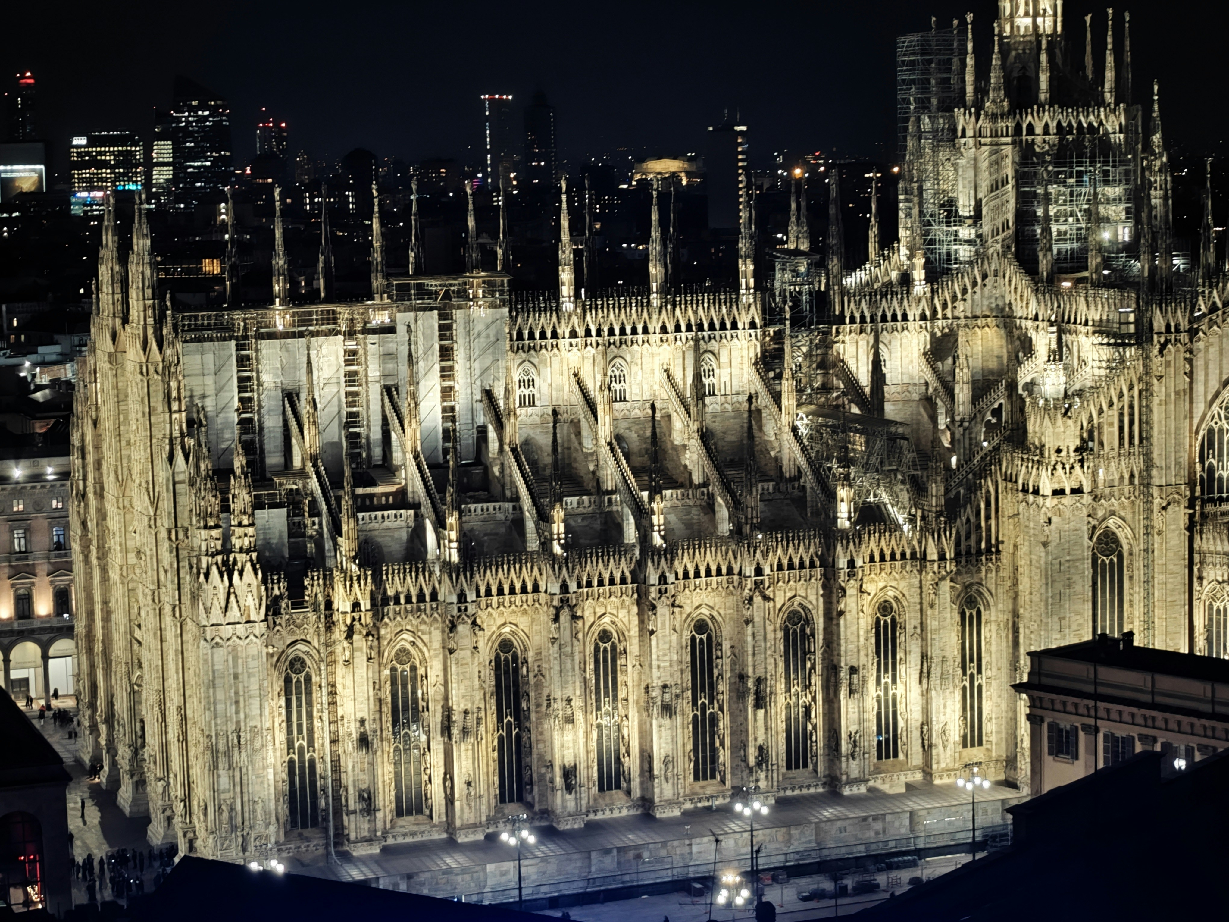 Nighttime Gothic Glow: Cathedral Facade in City Light