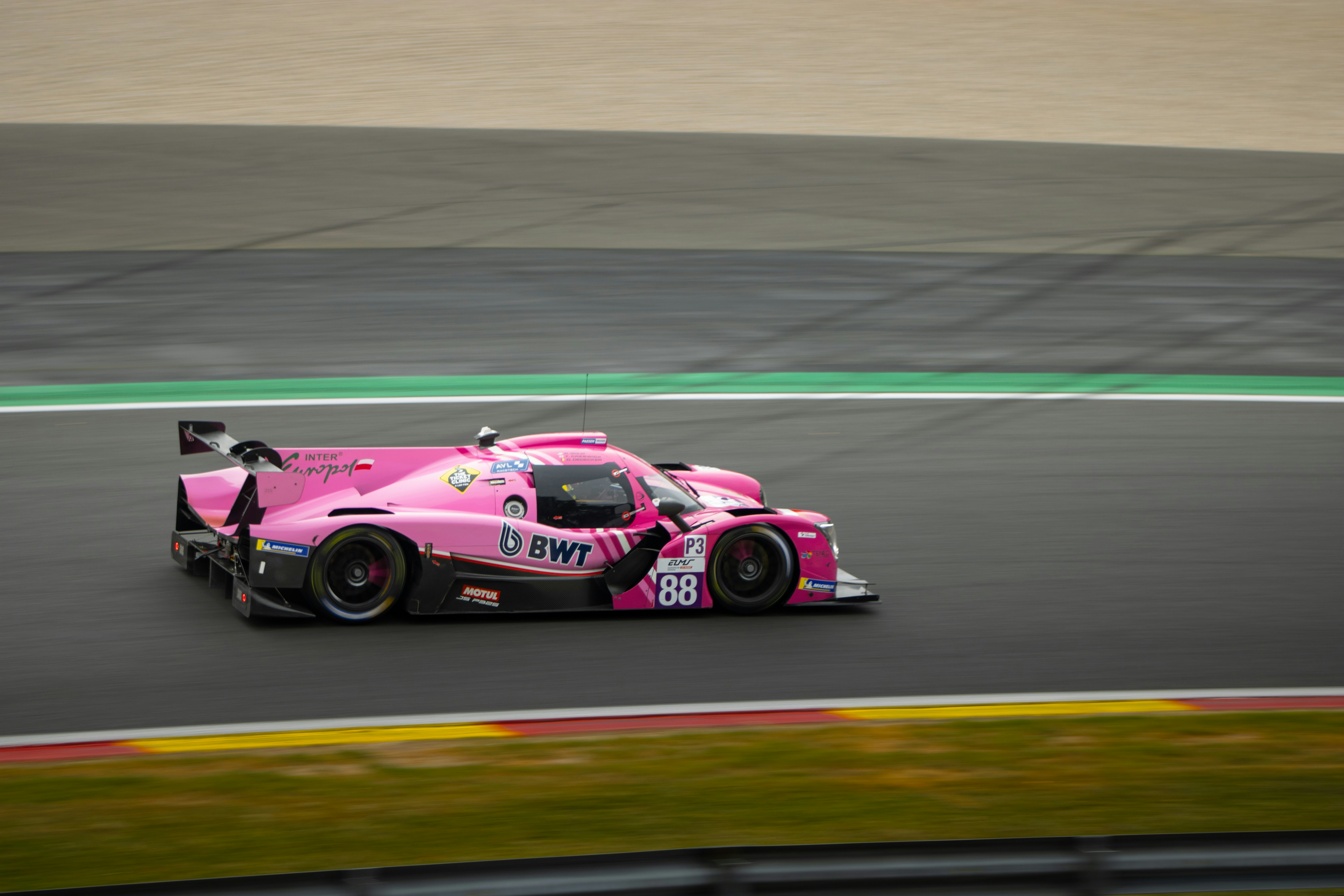 Pink Le Mans: A Bold Racing Silhouette in Motion
