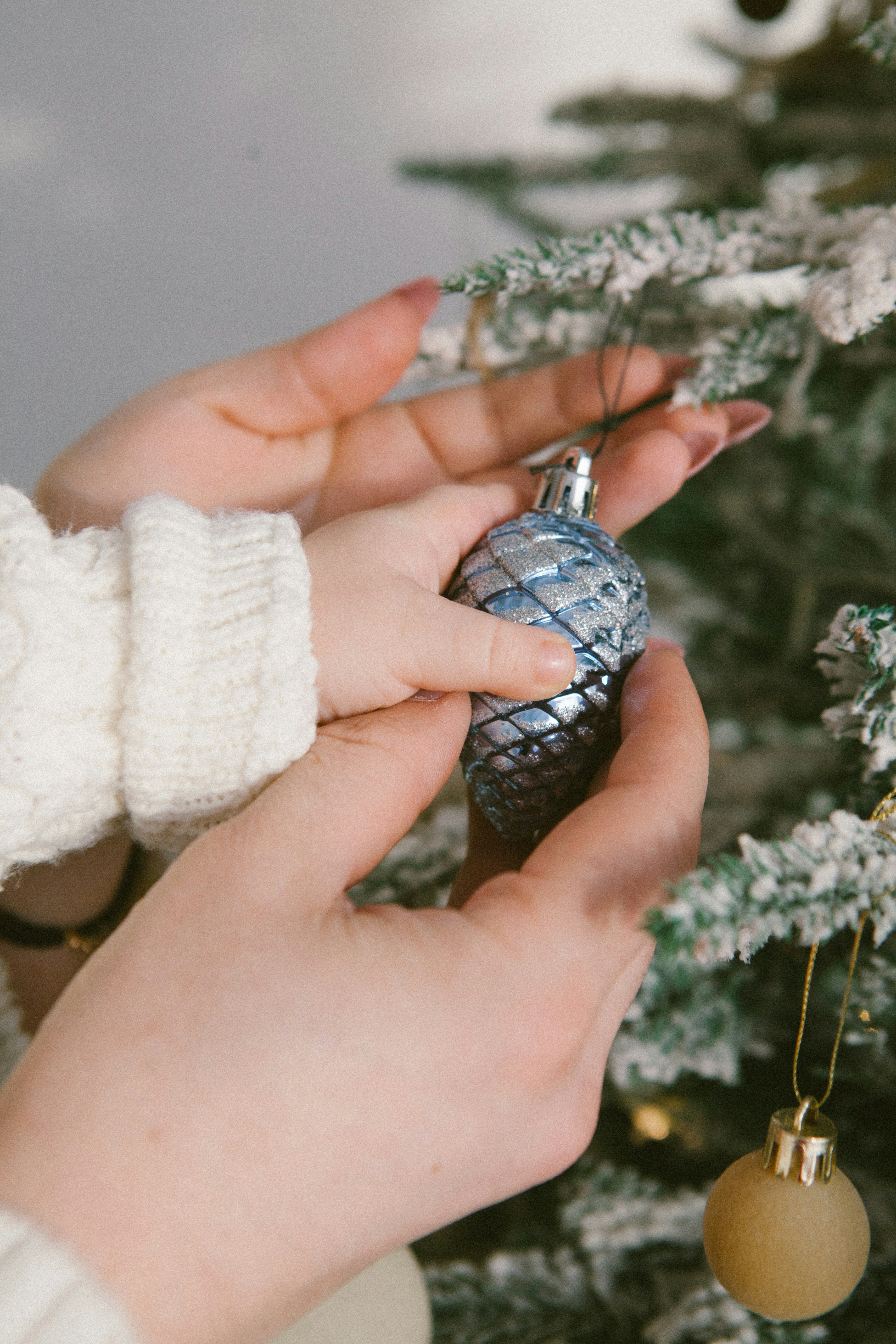 Hand-tuned Christmas: A Frosted Ornament Combed by Gentle Fingers