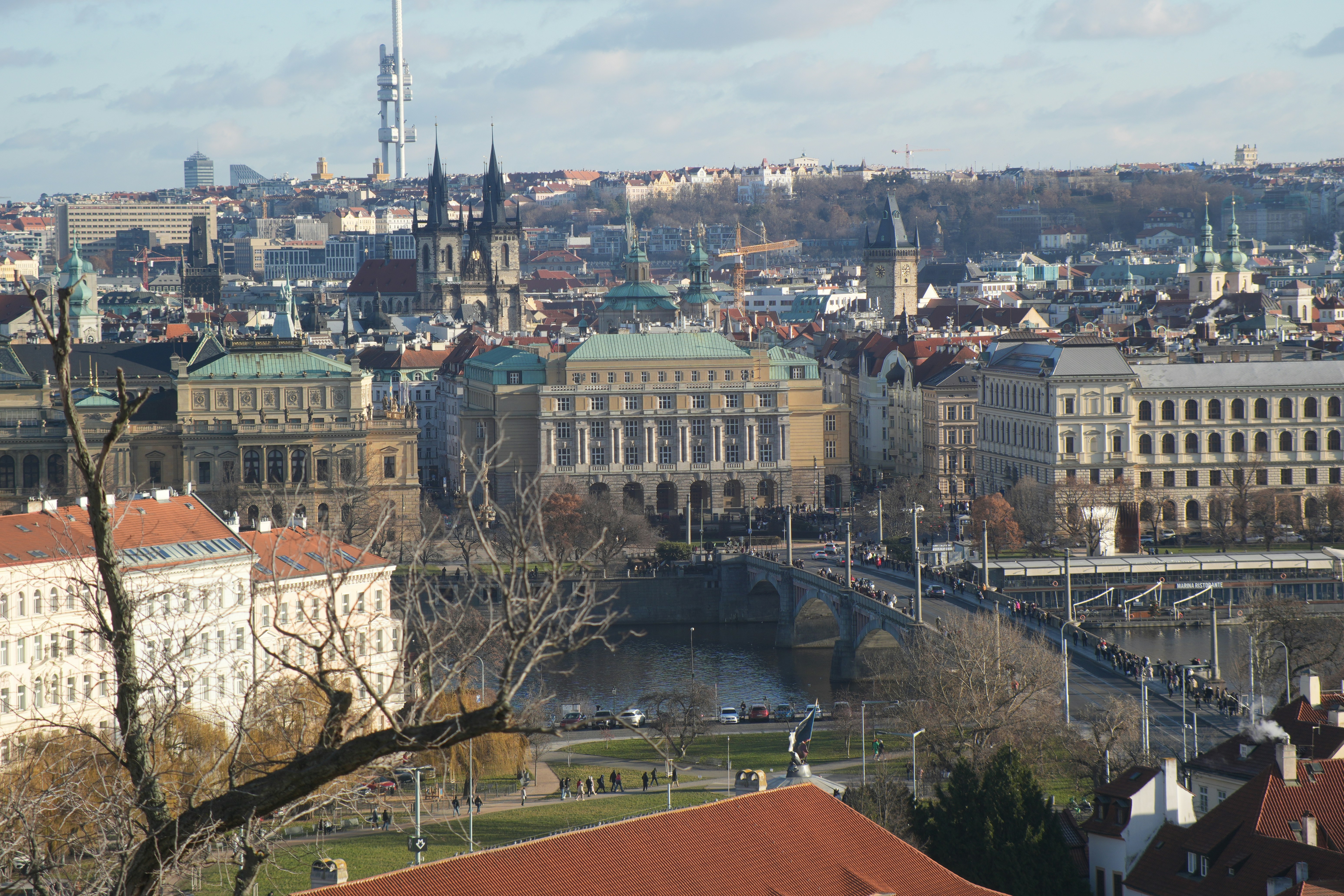 Stone-arched City Over the Vltava: A Panoramic Prague Vista