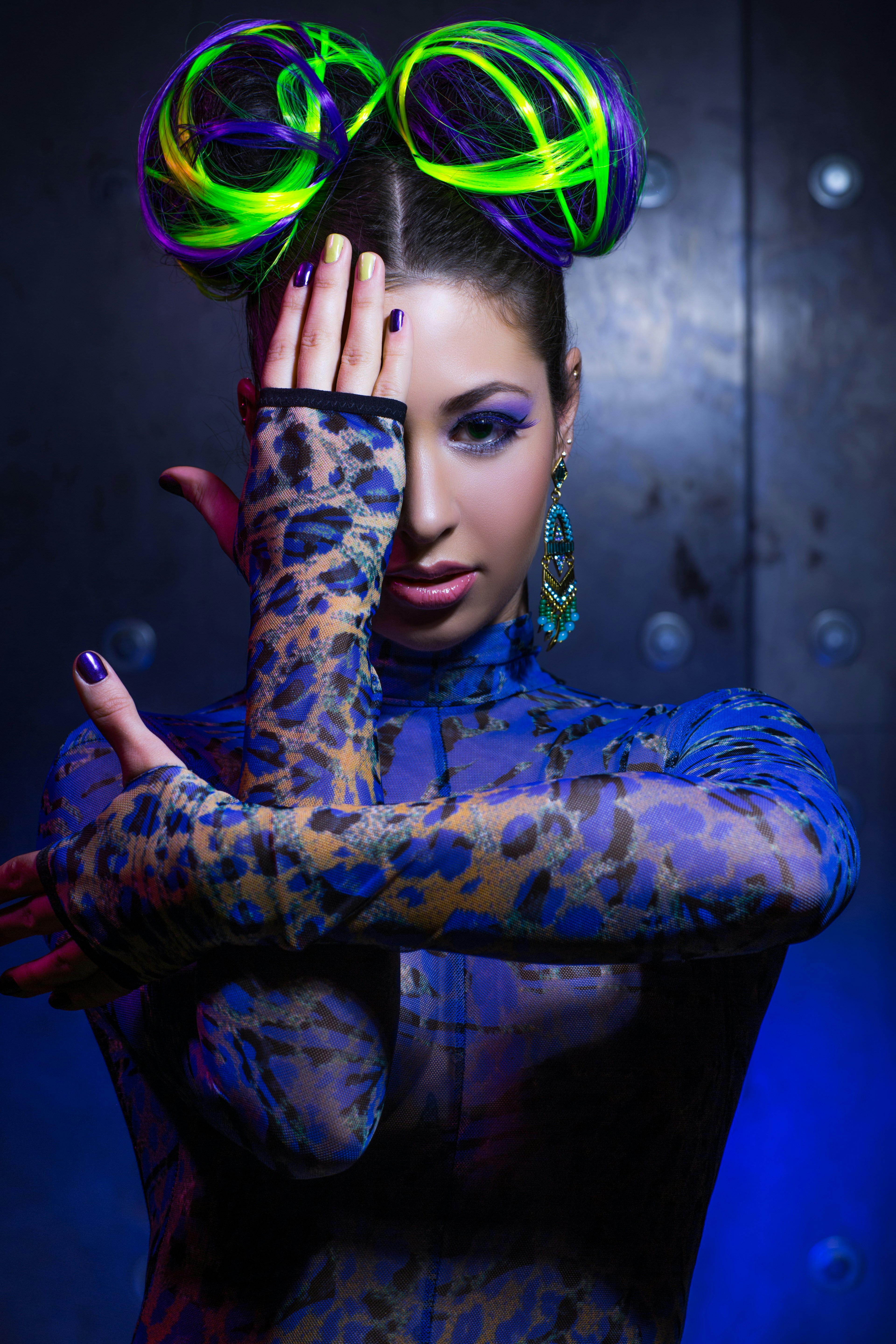 Electric Veil: Neon Hair, Leopard Lace and a Hidden Gaze