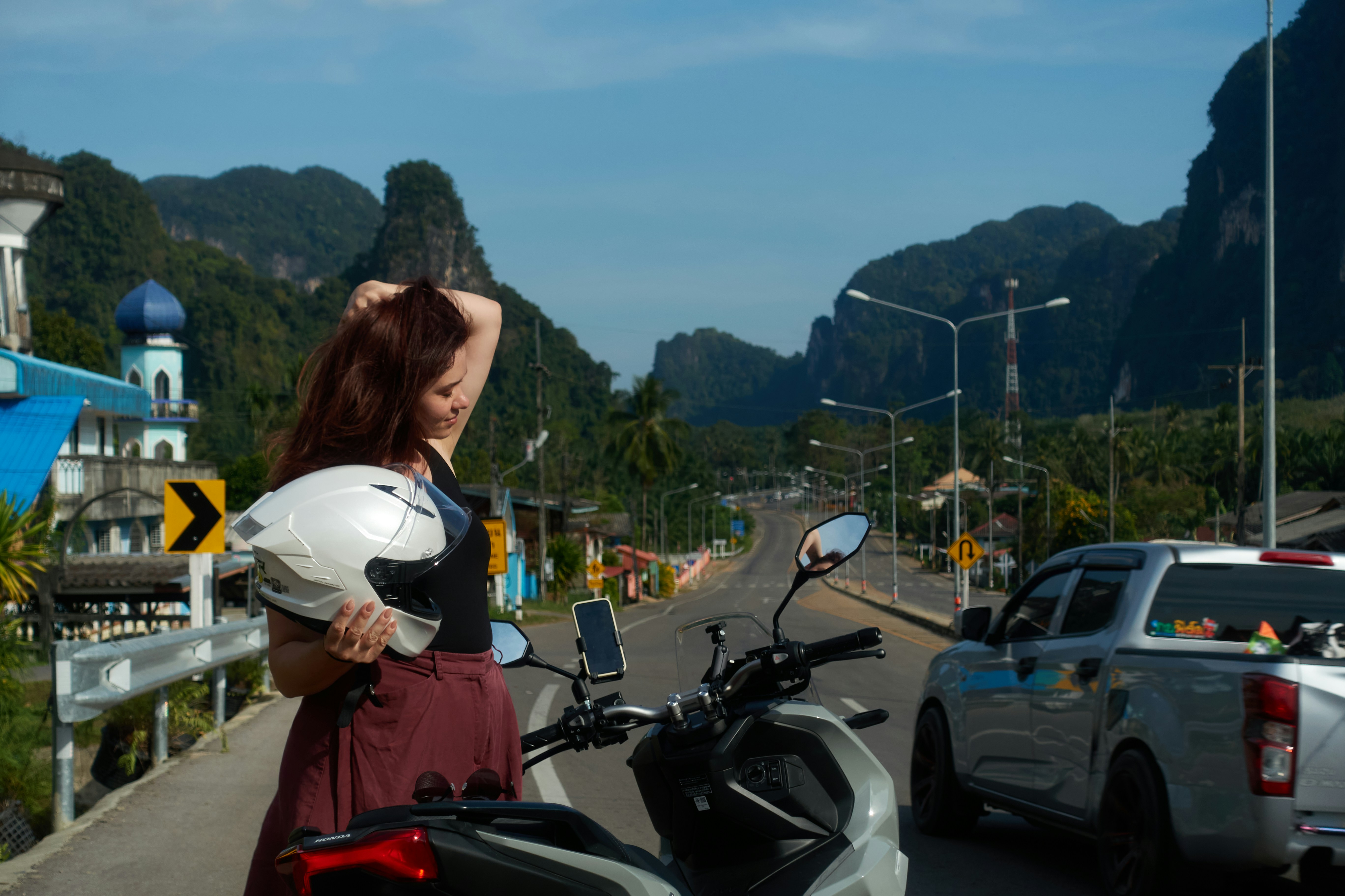 Motorcycle Meet: A Moment of Self-Cufficient Style