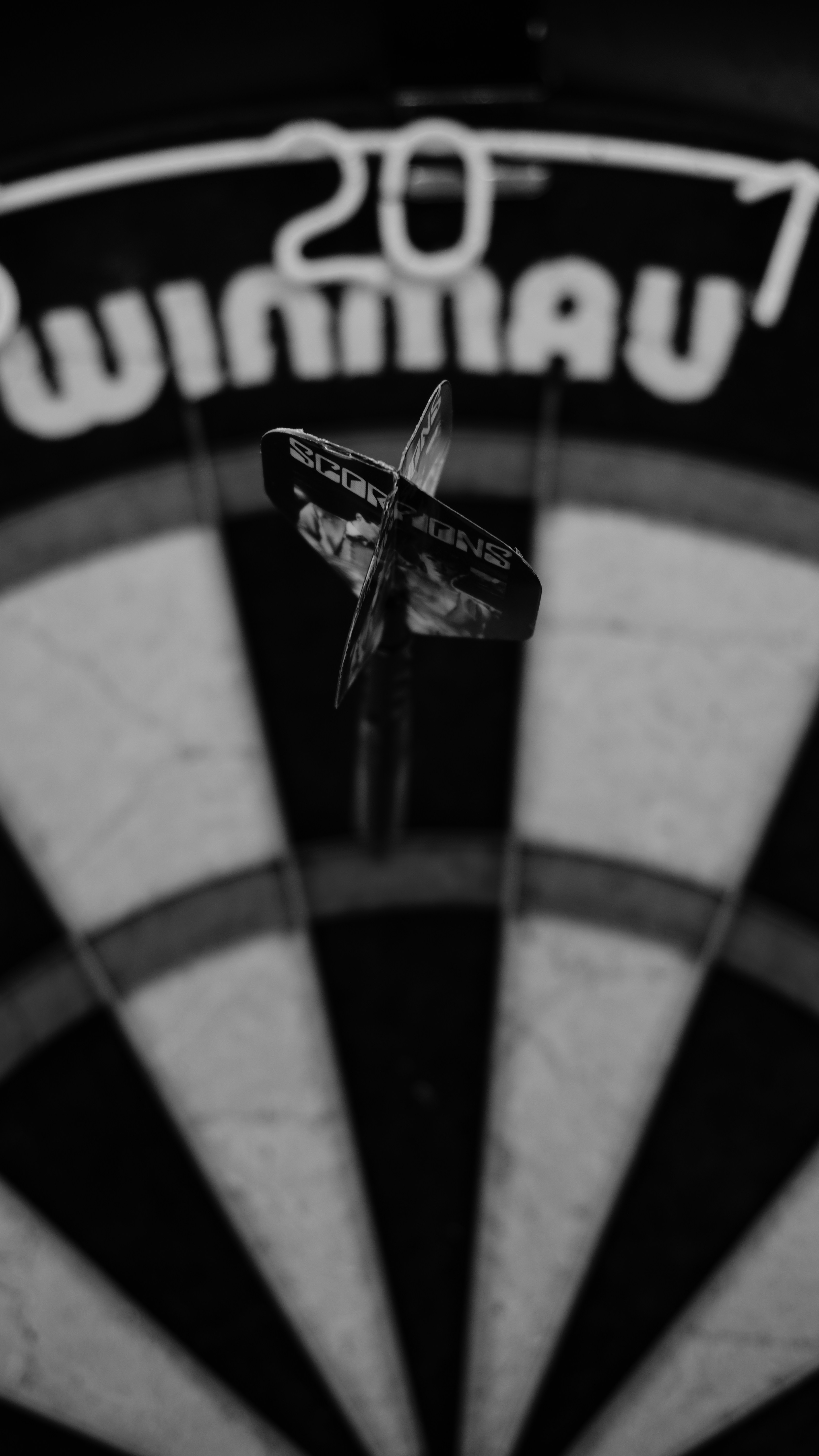Flight of the Dart: Centered Crosshair on a Target Dart