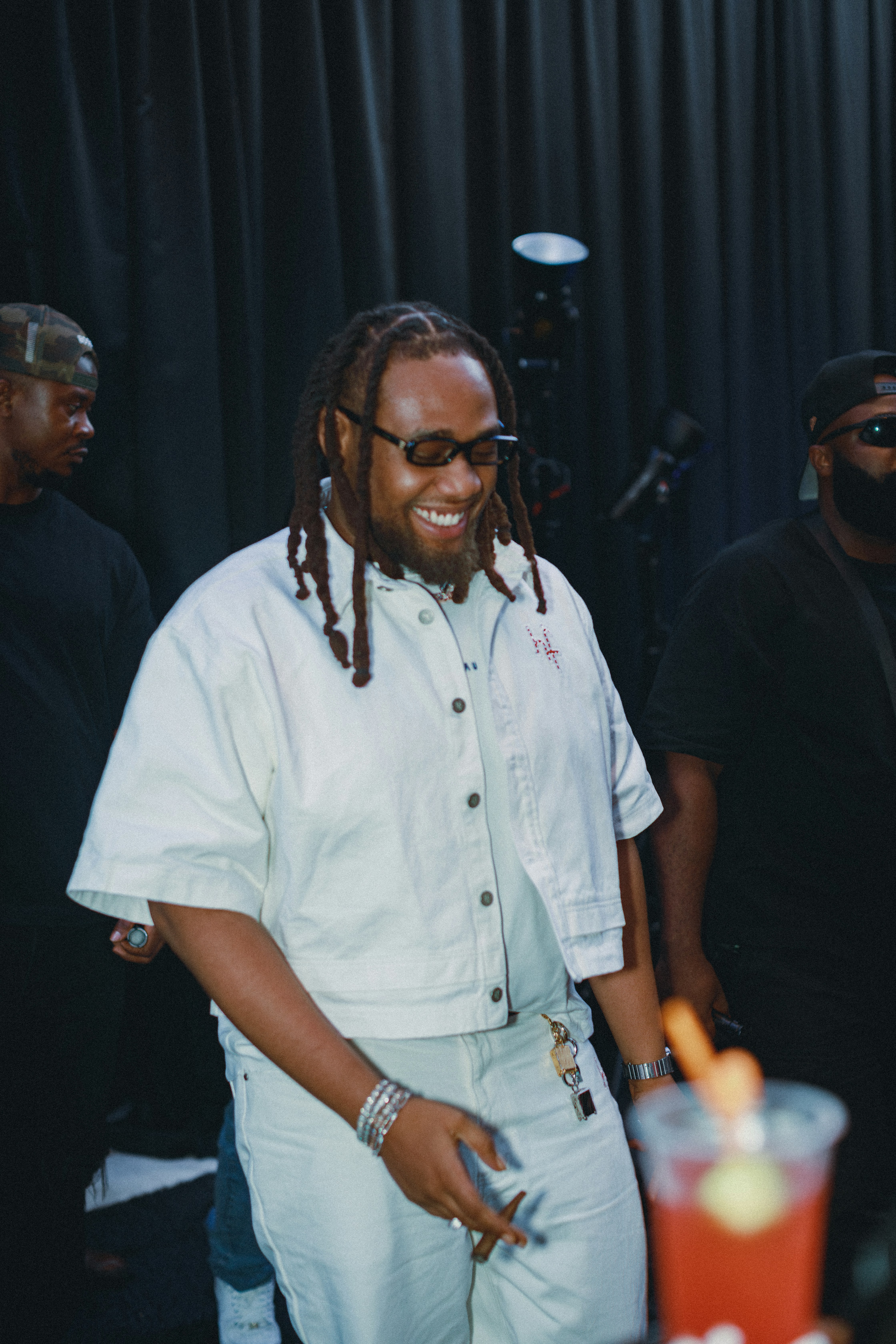 Smile and Segue: The White Outfit Centerstage