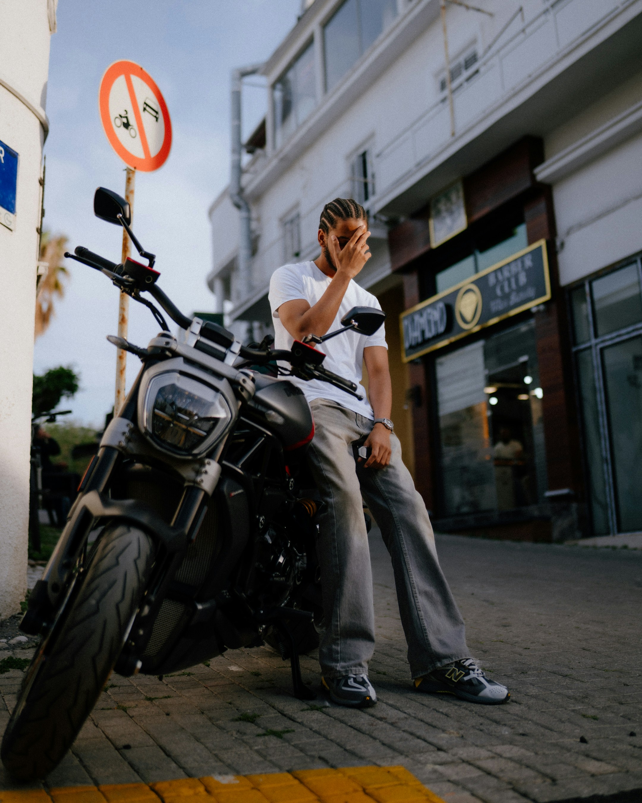 Urban Rider: Quiet Confidence by the Streetwise Yamaha