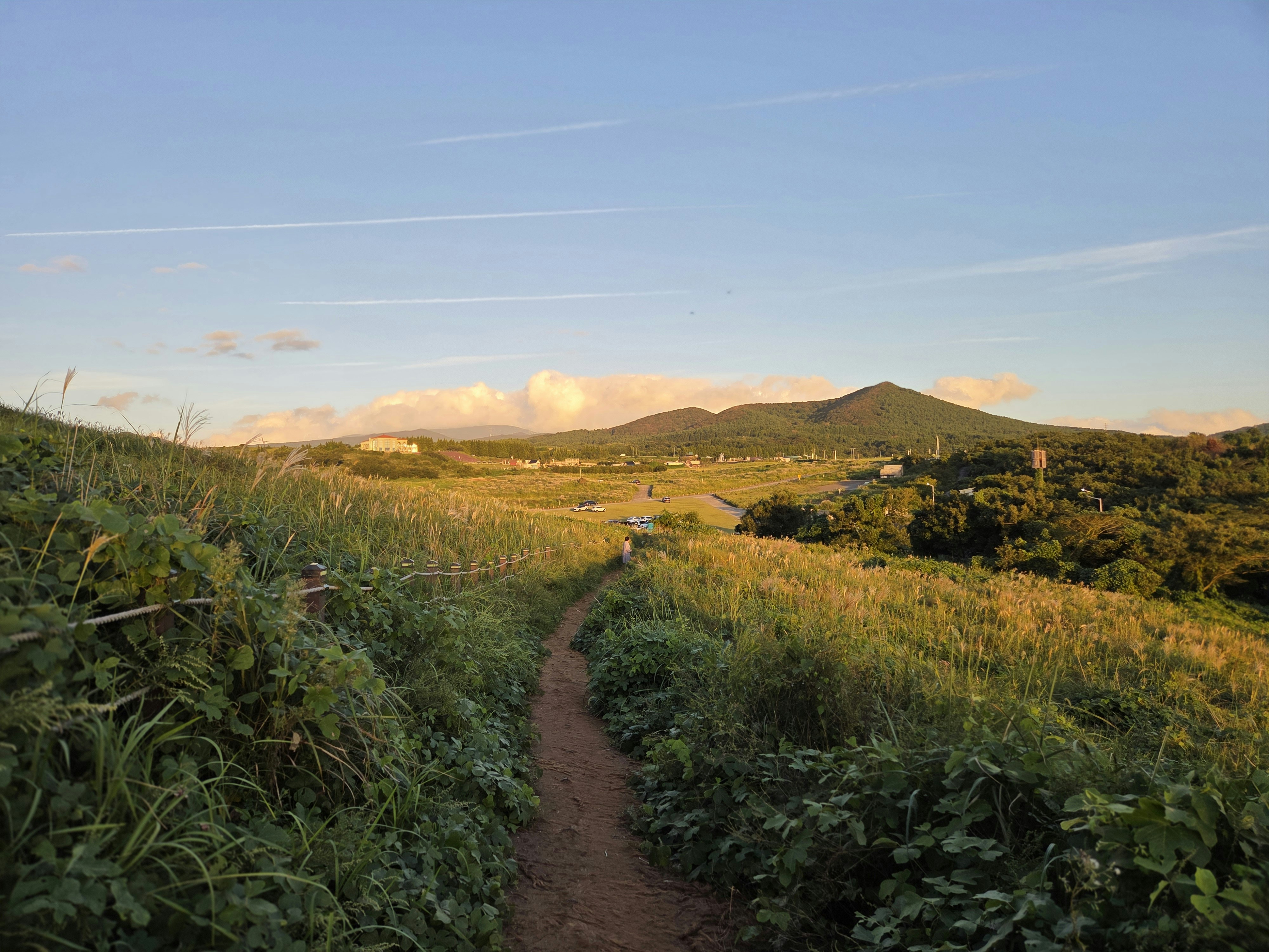 #Jeju #JejuIsland #VisitJeju #KoreaTravel #SouthKorea #Korea #TravelKorea #KoreanLandscape #IslandLife #OceanView #Seascape #Coastal #Coastline #BeachVibes #Waves #BlueWater #NaturePhotography #LandscapePhotography #TravelPhotography #Wanderlust #ExploreMore #GetOutside #HikingTrail #VolcanicIsland #Hallasan #Sunrise #Sunset #GoldenHour #MistyMorning #JejuCafe#제주도 #제주 #제주여행 #제주풍경 #제주바다 #오름 #한라산 #제주카페 #국내여행 #여행사진 #바다풍경 #일상기록 #감성사진