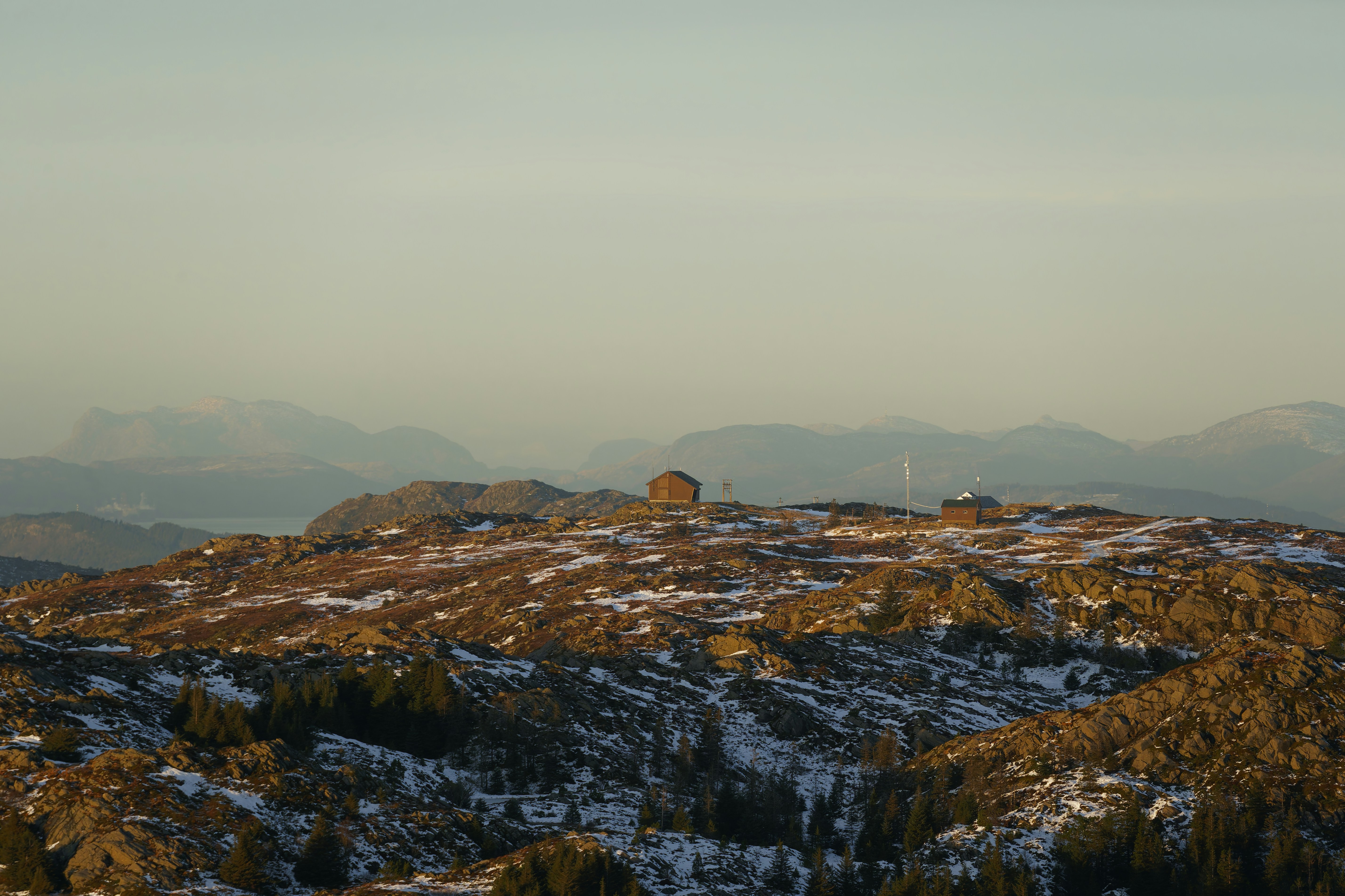 Horizon Observatory: A Mountainous Outpost Against Winter Light