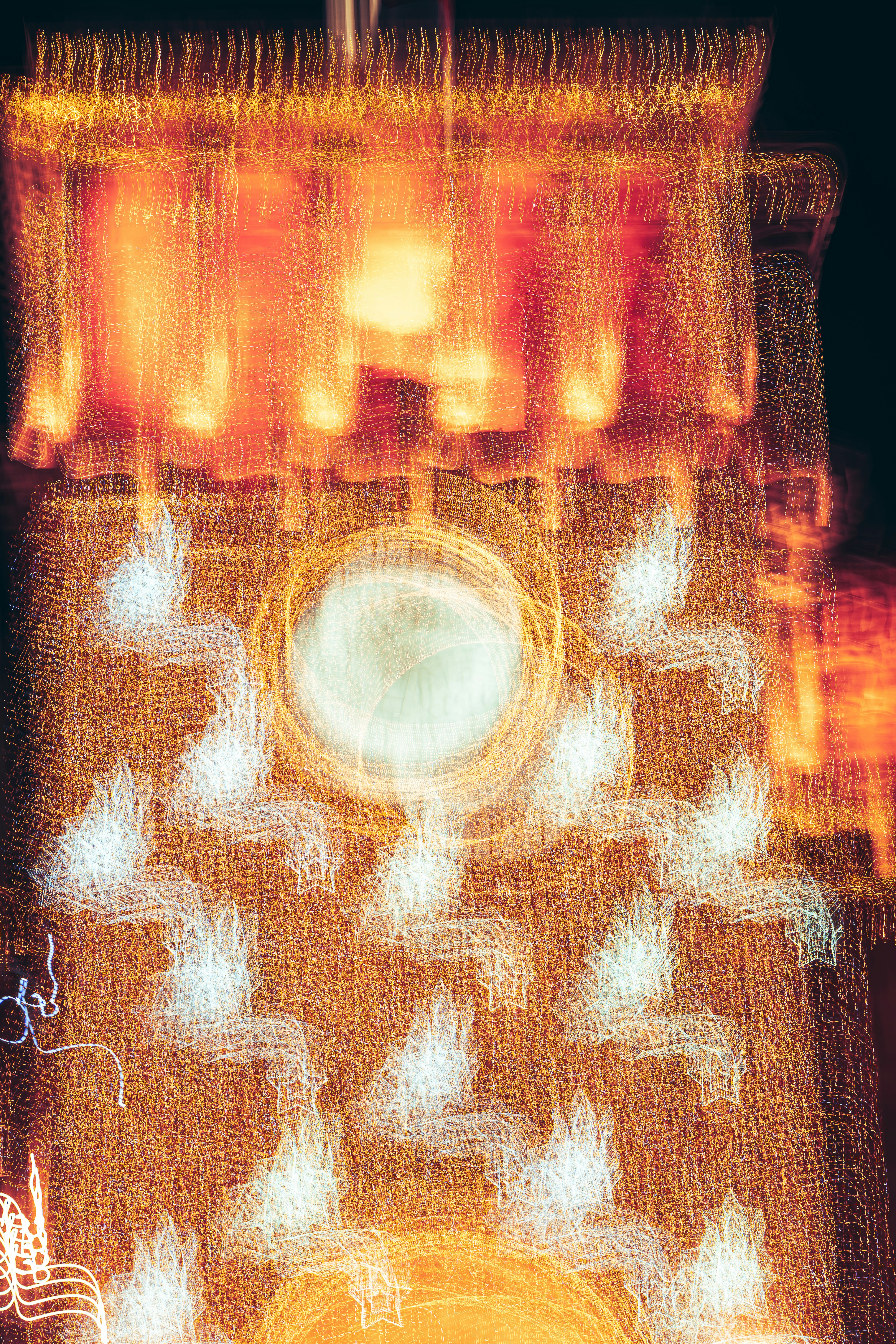 Aurora of Motion: Holiday Lights in a Blur of Glass and Glow
